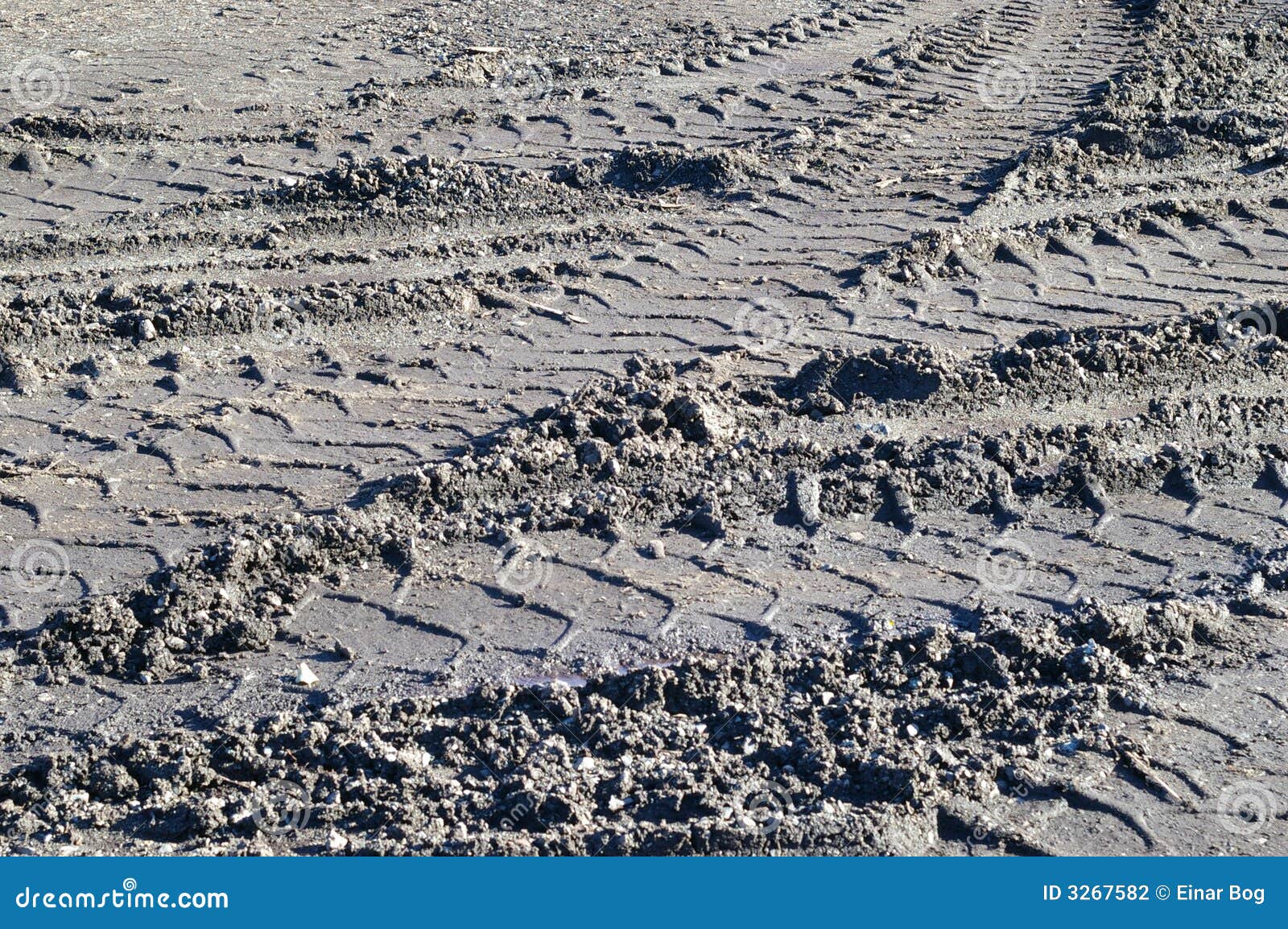 Tracks stock photo. Image of crossing, pattern, mark, sand - 3267582