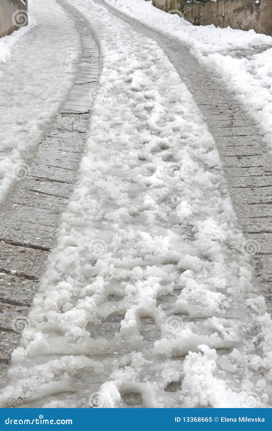 Tracks of car stock image. Image of snowy, snow, texture - 13368665