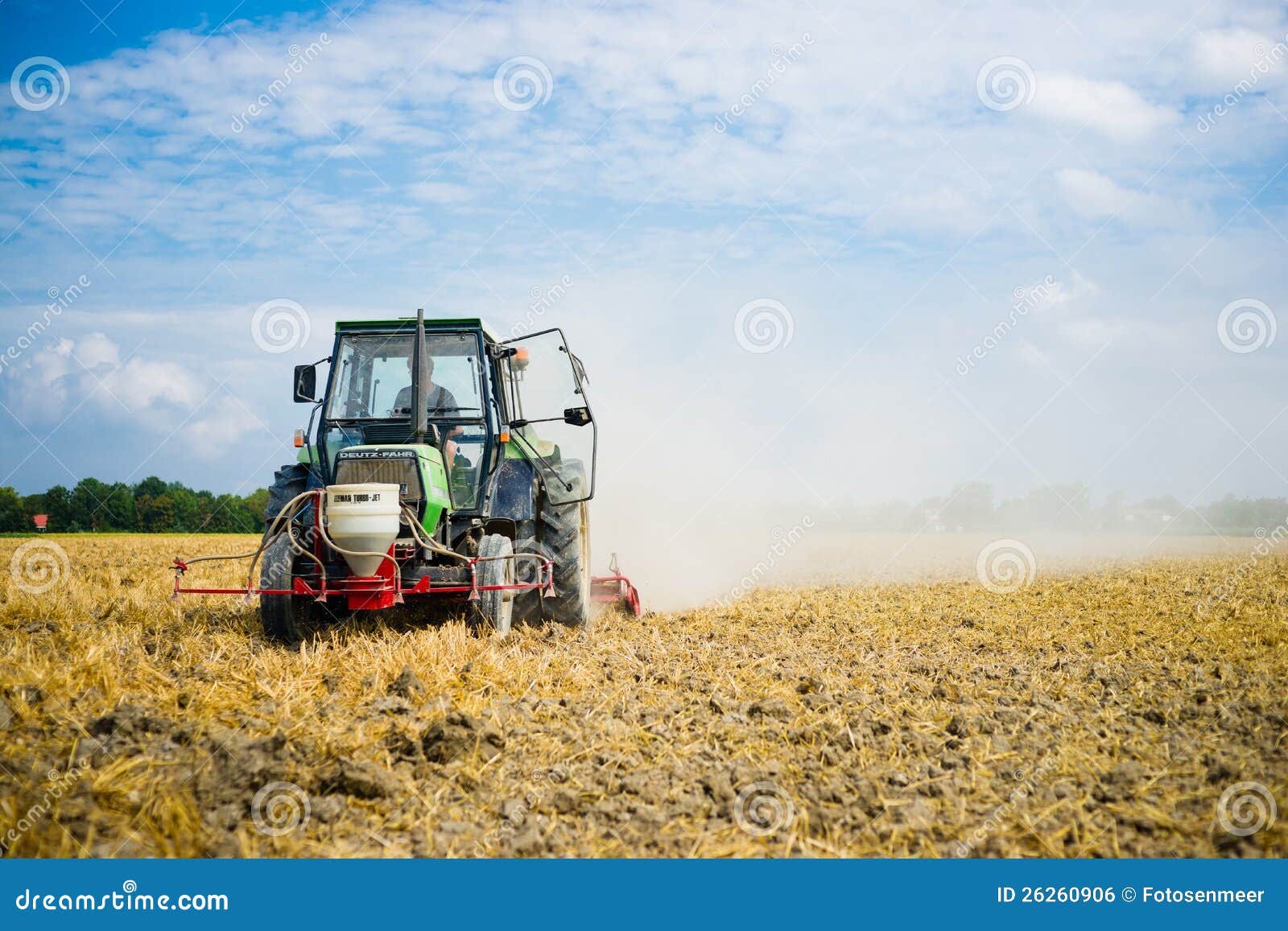 Tractor editorial photo. Image of straw, industry, seed - 26260906