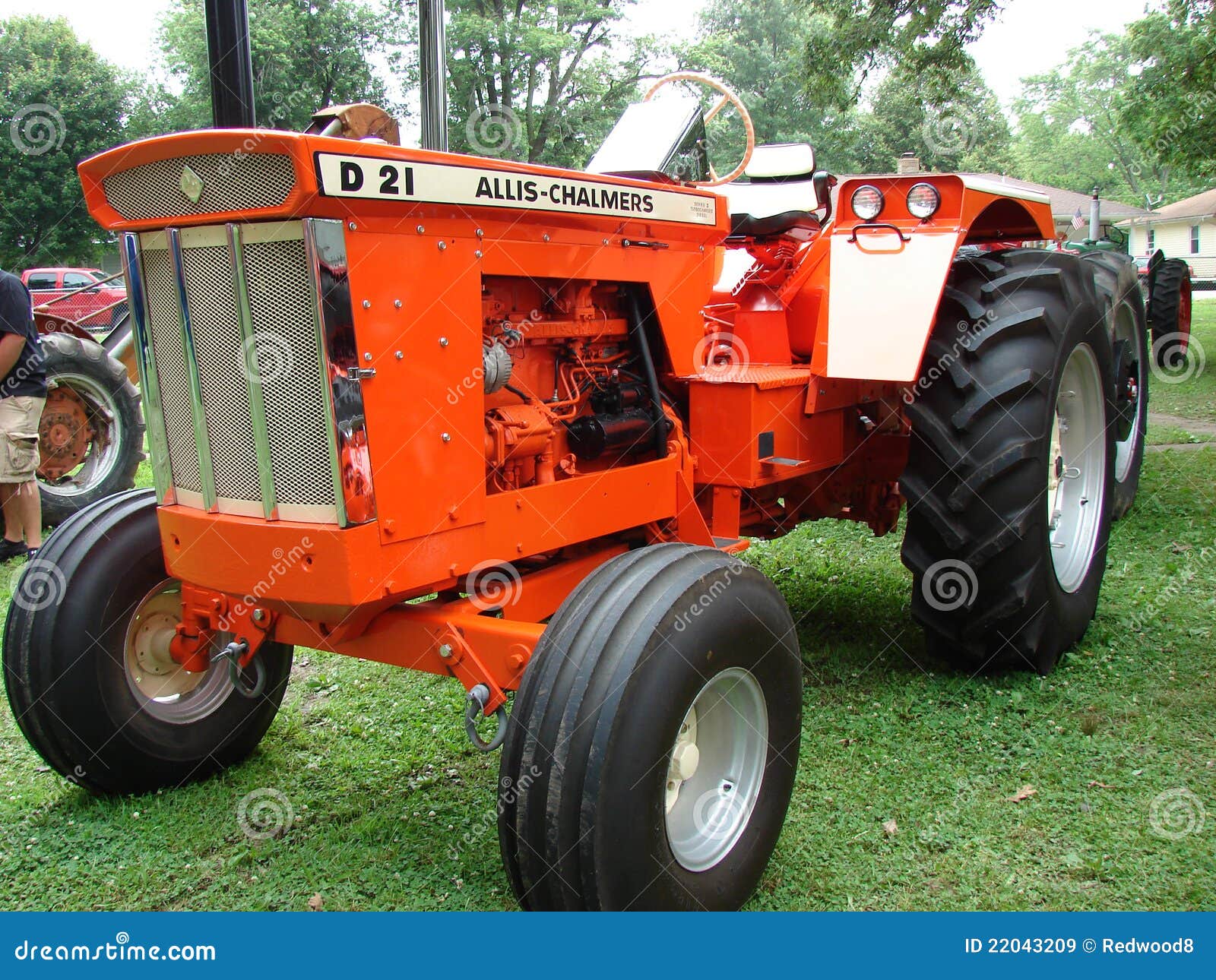 Tractor Allis Chalmers editorial stock image. Image of powerful - 22043209