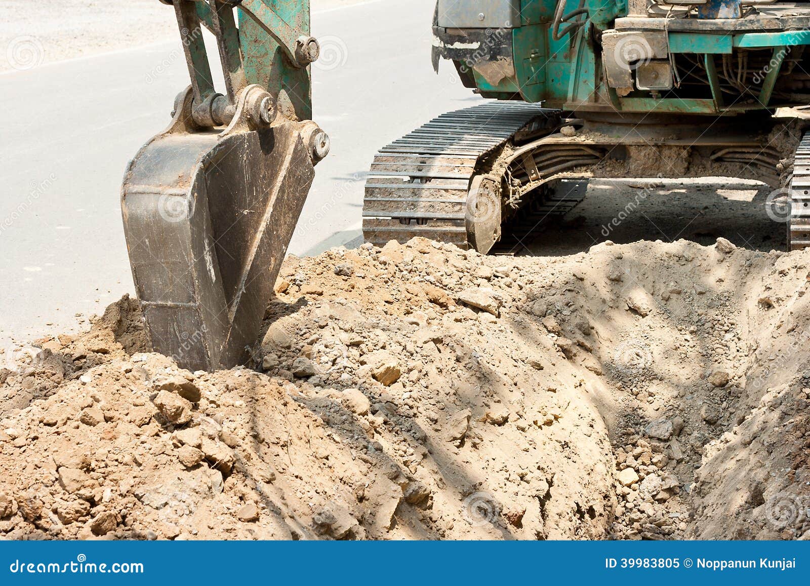 Tractor excavating stock image. Image of ground, outdoors - 39983805