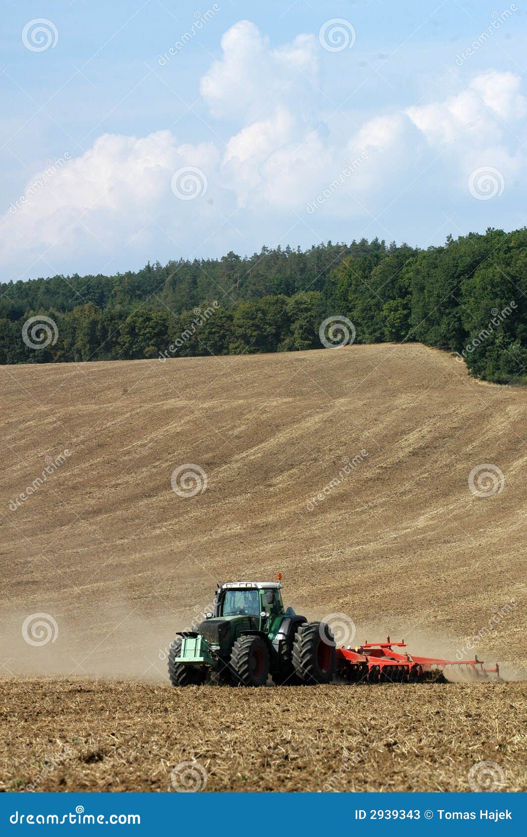 Tractor on the field stock image. Image of wheel, bungling - 2939343