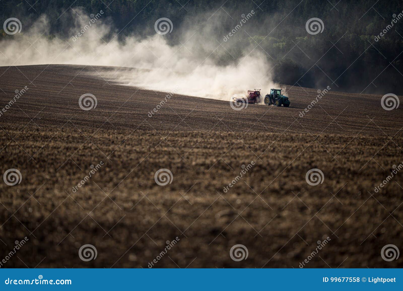 Tractor Plowing a Dry Field Stock Photo - Image of crop, autumn: 99677558