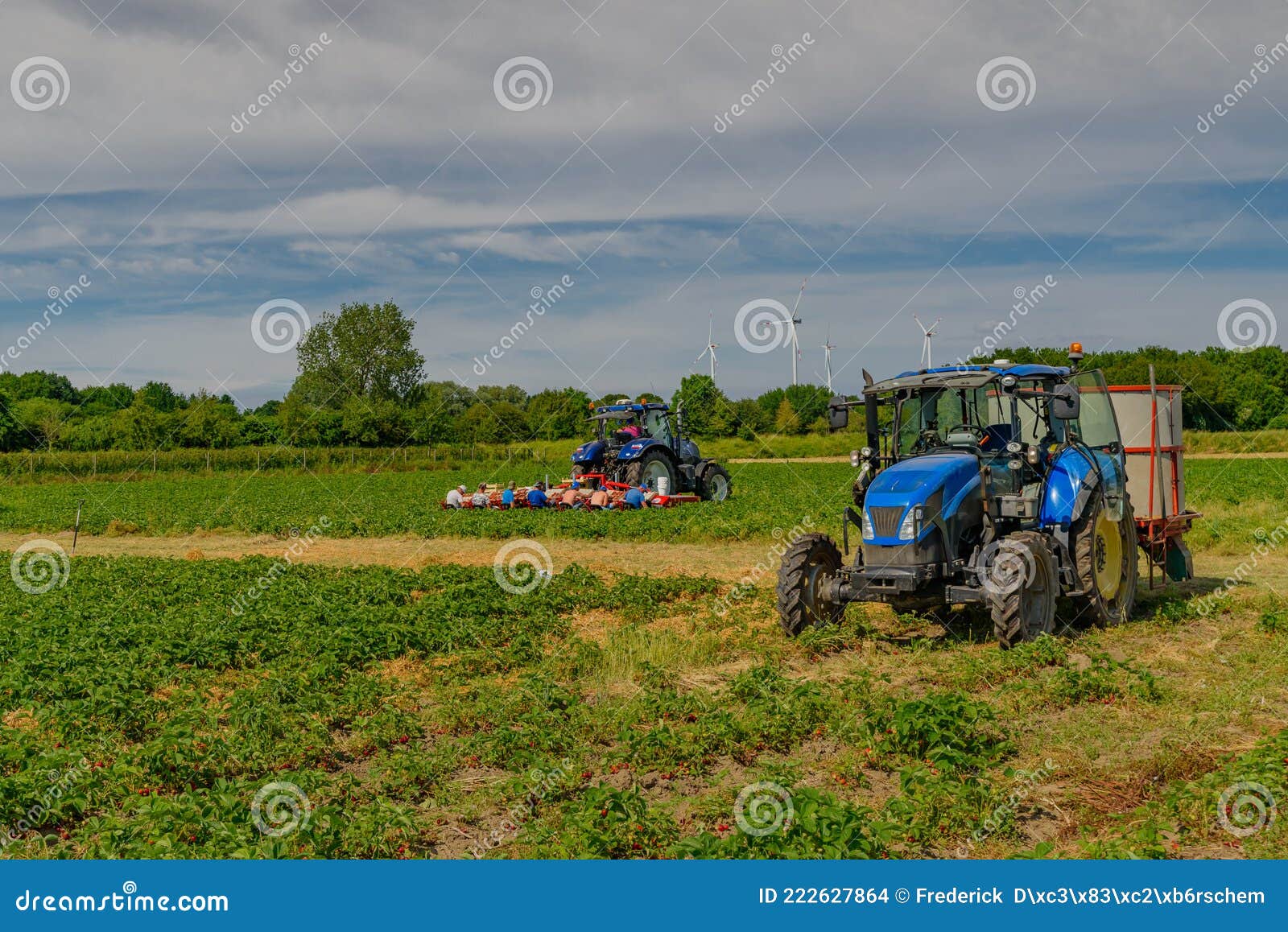 Tractor with Straw Distributor and Tractor with Farmworkes by ...