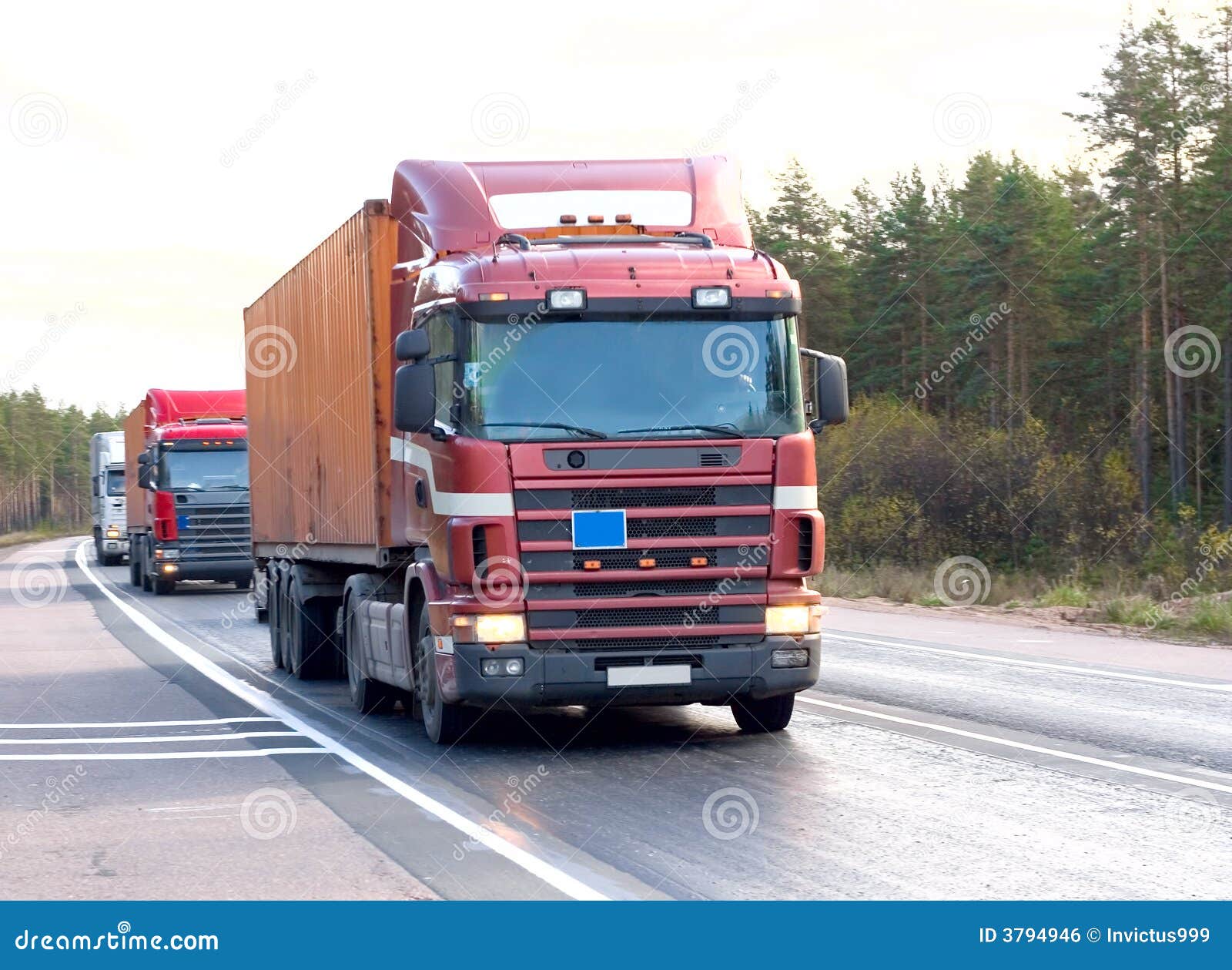 12,637 Lorry Tractor Stock Photos - Free & Royalty-Free Stock Photos ...