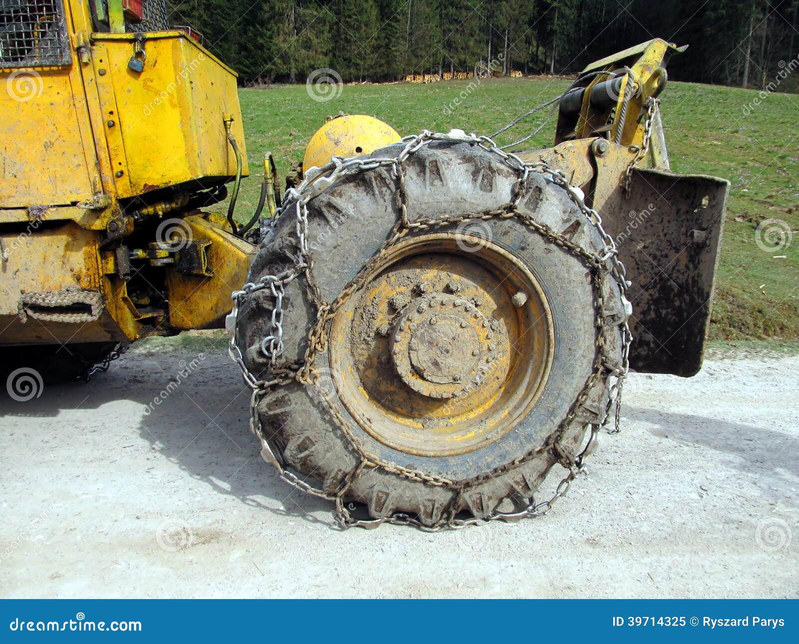 Tractor wheel with chain stock image. Image of mountain - 39714325