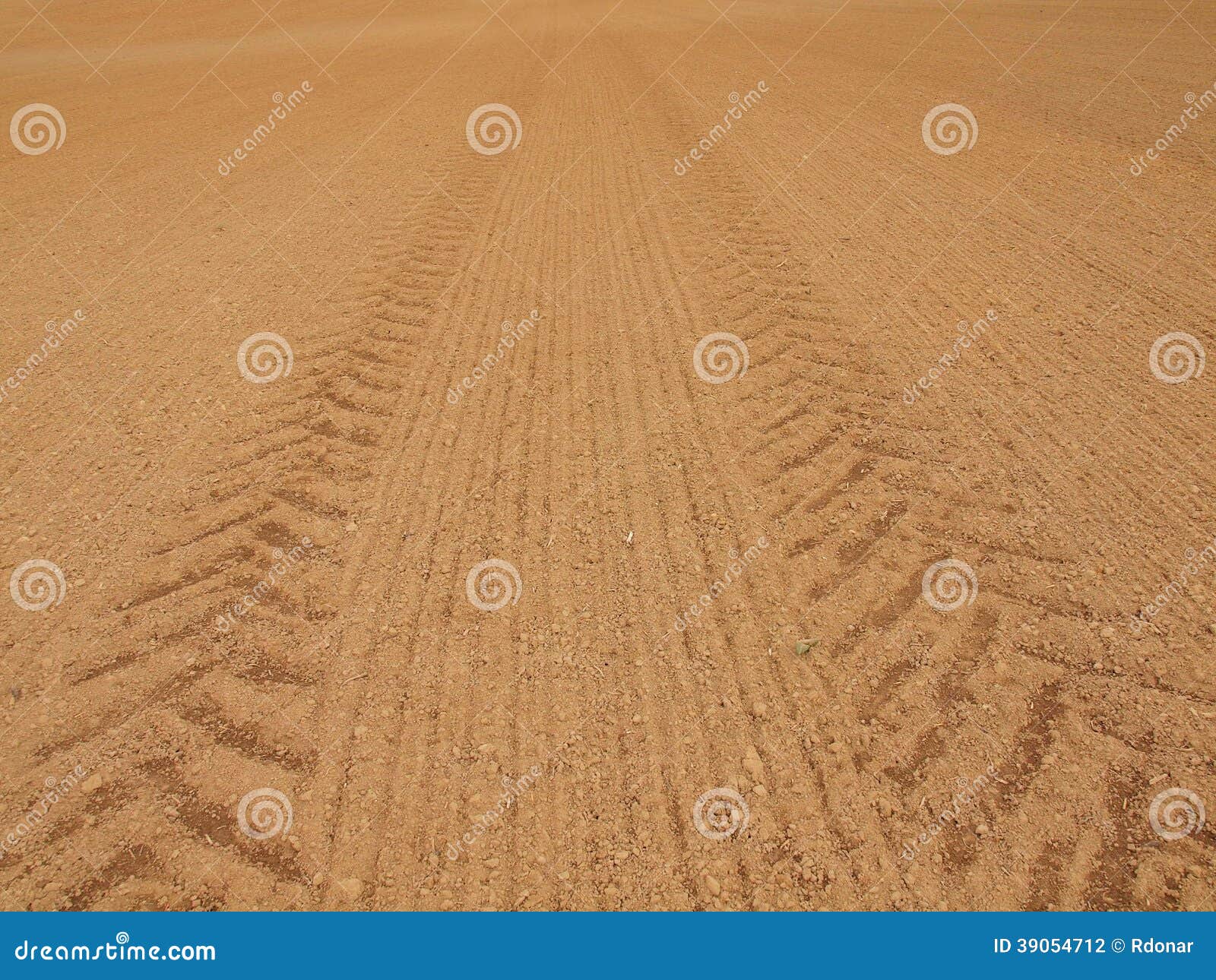 Tractor Wheels Trails in Extremely Dry Dusty Clay Stock Photo - Image ...