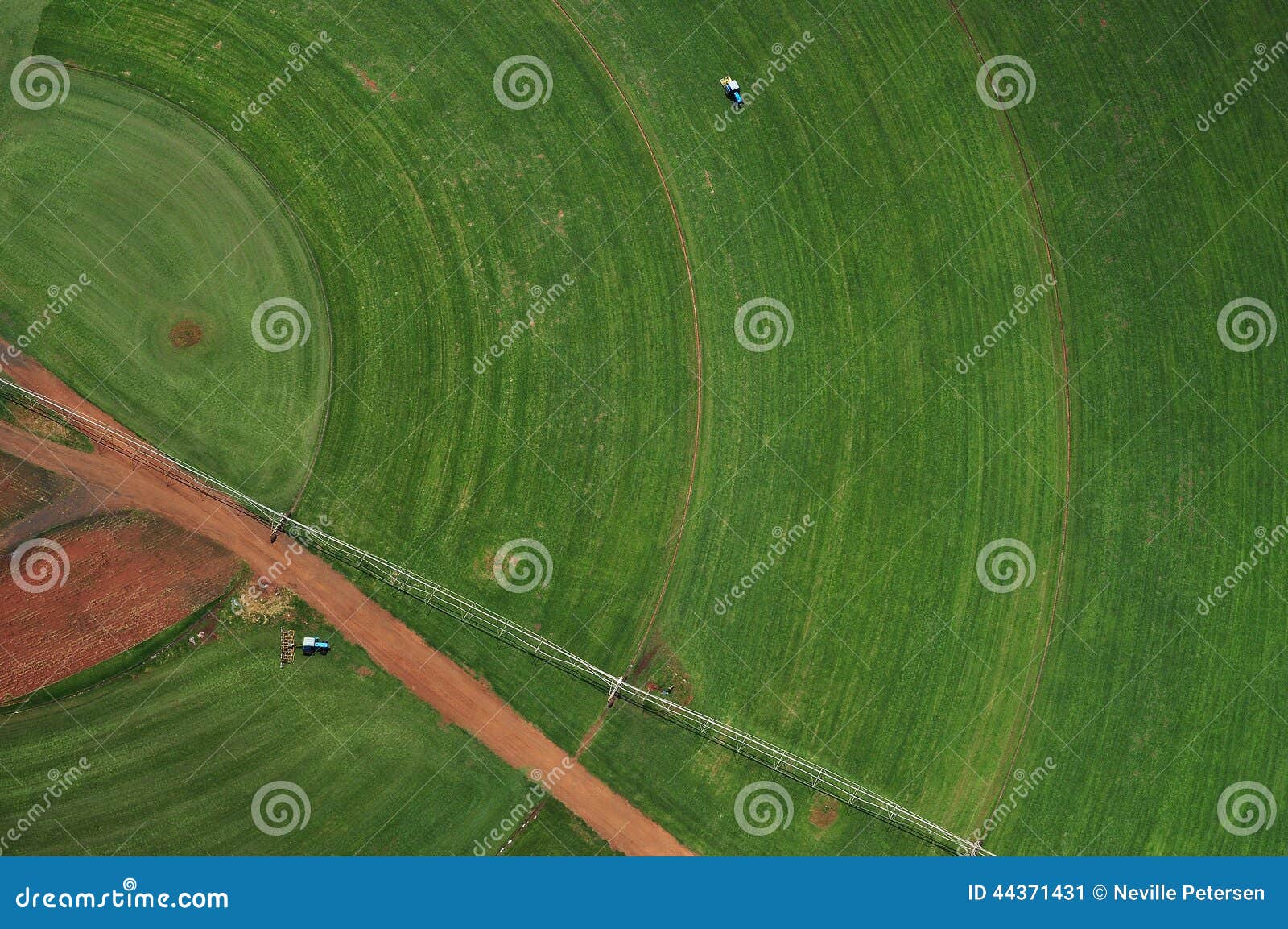 Circular Fields Are A Popular Form Of Irrigation And Land Use In ...