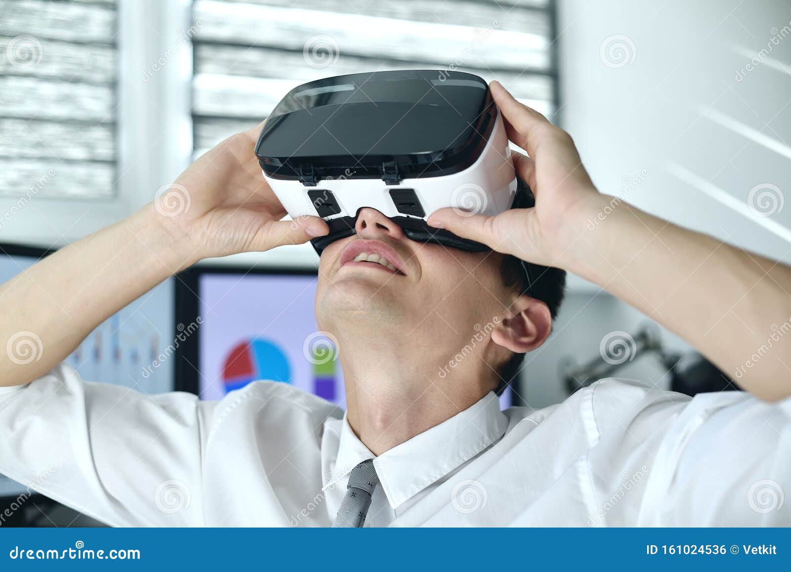 Trader Man Wearing Virtual Reality Googles Stock Photo - Image of ... Trader Man Wearing Virtual Reality Googles Stock Photo - Image of ...