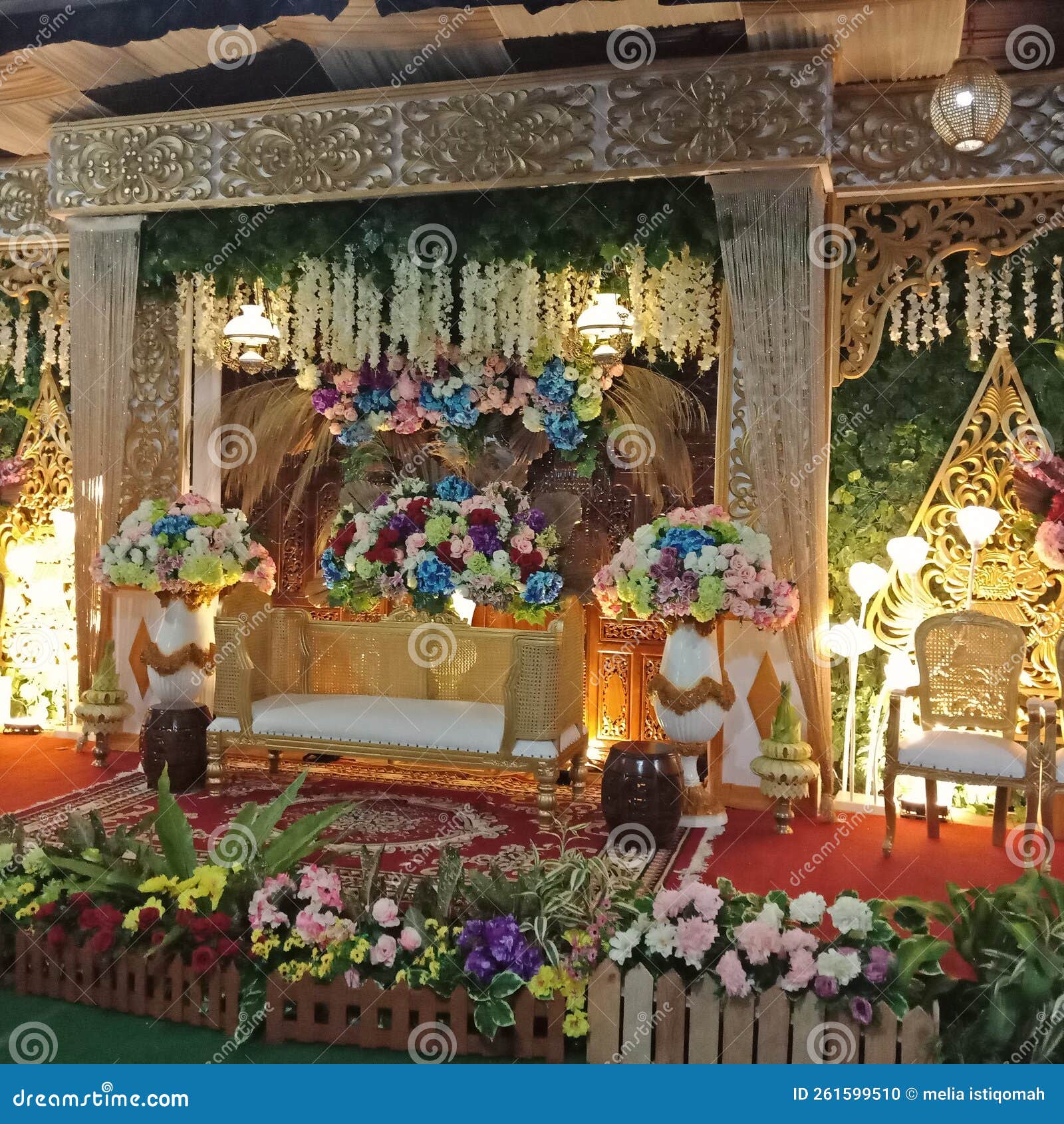 Tradiciones De Boda De Fiesta Java Foto de archivo - Imagen de partido ...