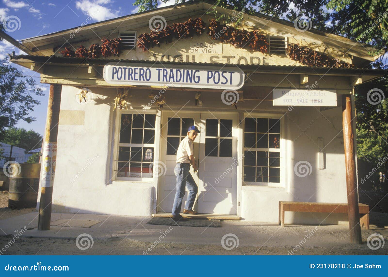 Trading post editorial stock photo. Image of color, united - 23178218