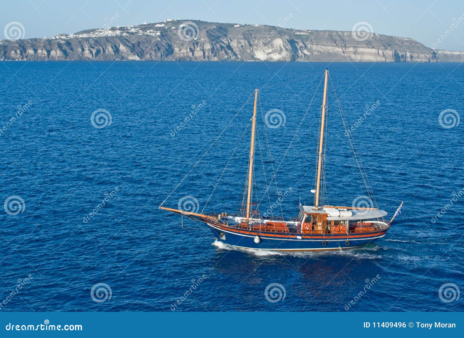 Trading ship stock photo. Image of calm, rocky, santorini - 11409496