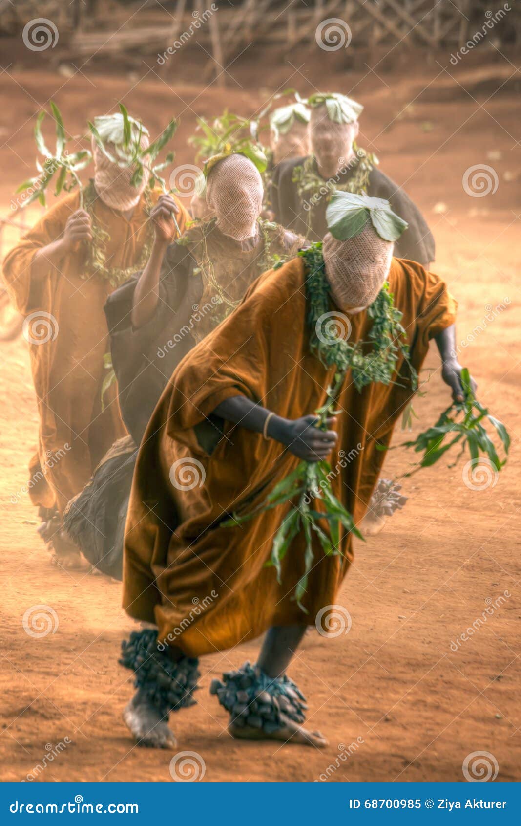Traditional African Dance editorial image. Image of travel - 68700985