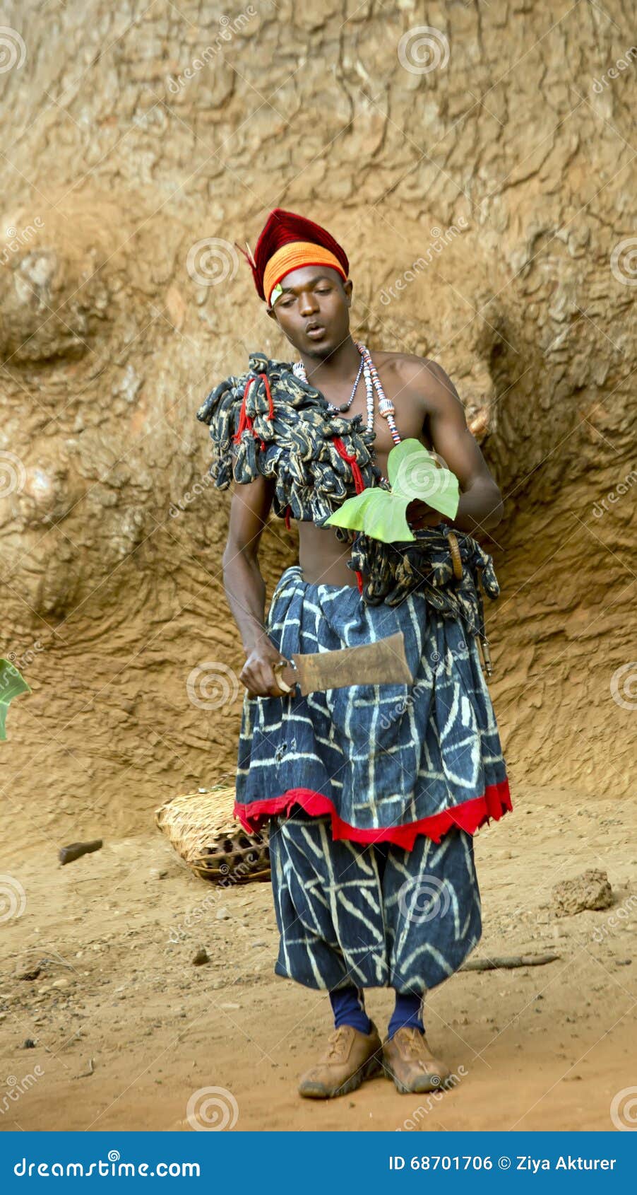 Traditional African Dance editorial photo. Image of people - 68701706