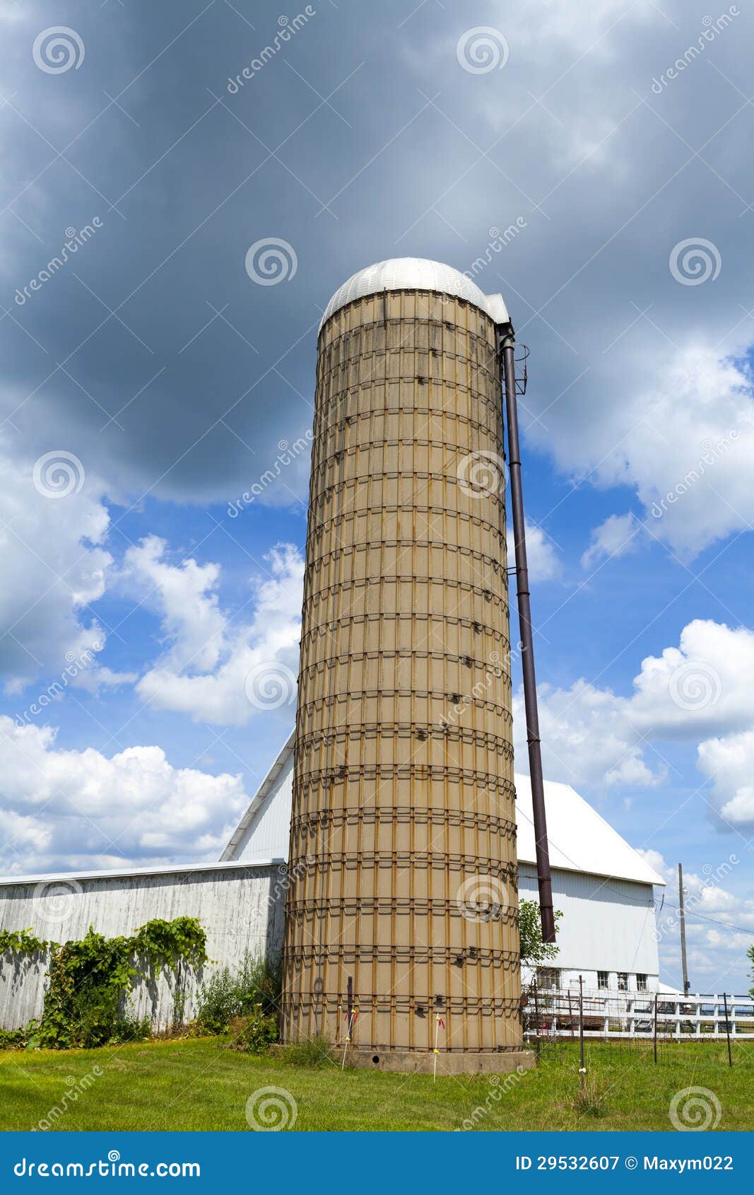 Traditional American Silos stock image. Image of barn - 29532607
