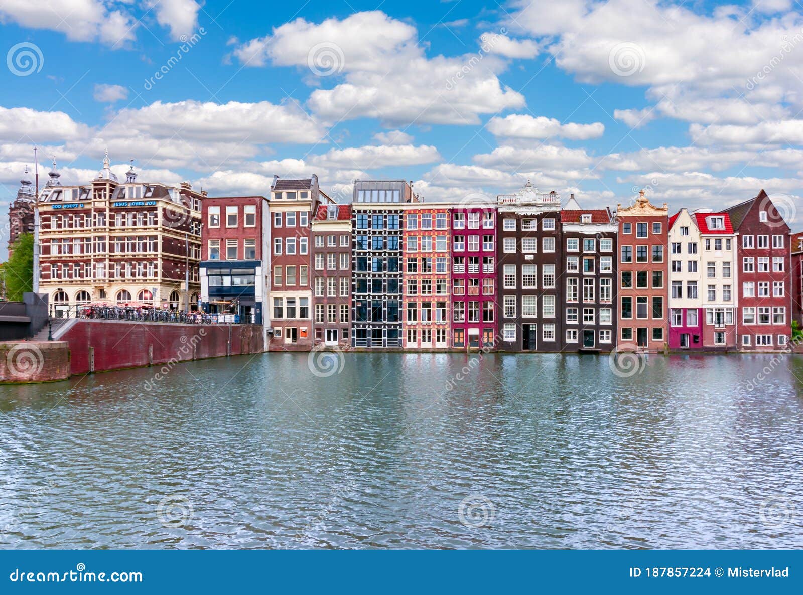 Traditional Amsterdam Architecture on Damrak Canal, Netherlands Stock ...