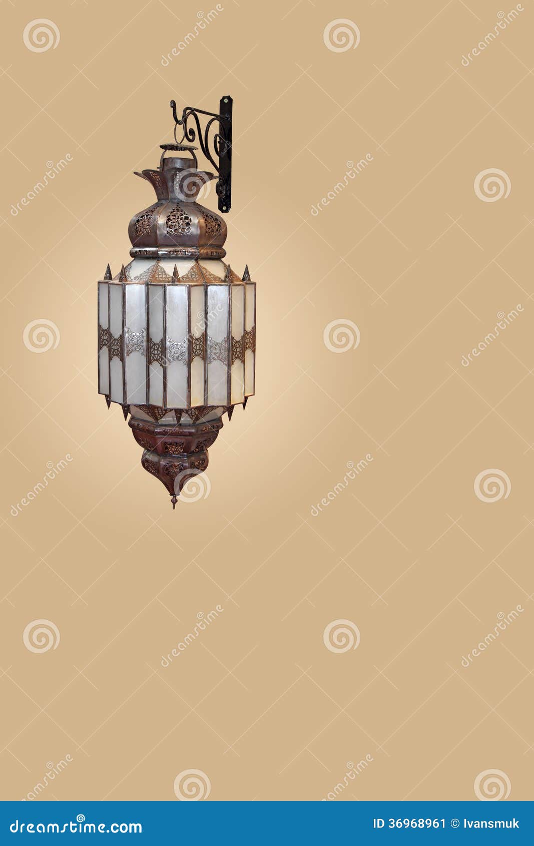 Traditional Arab wall lamp stock image. Image of diffusion - 36968961