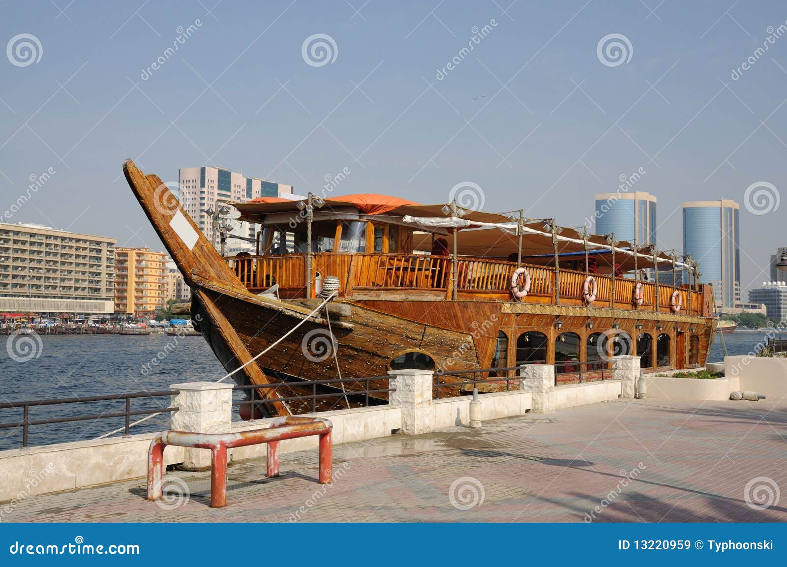 Traditional arabic boat stock image. Image of arabic - 13220959