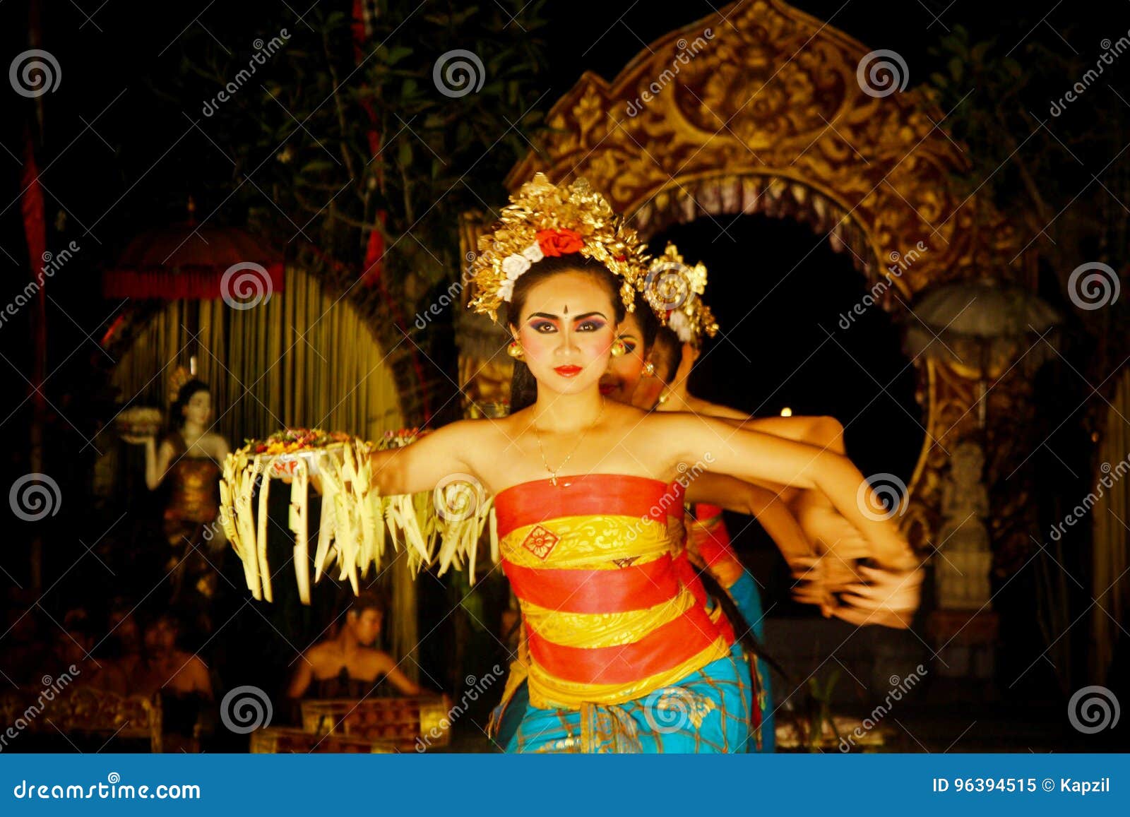 Traditional bali dancers editorial image. Image of famous - 96394515