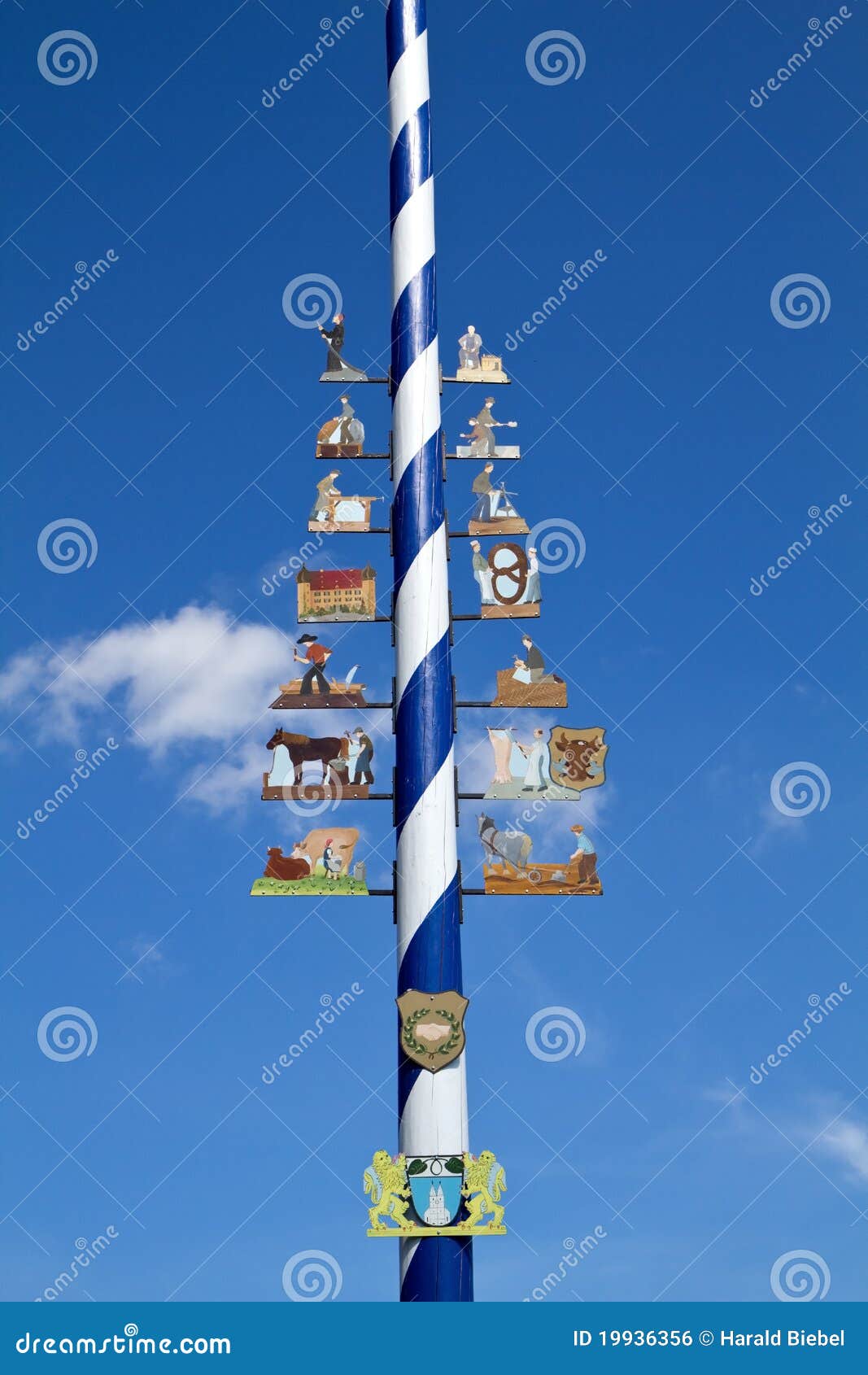 Traditional Bavarian Maypole Stock Photo - Image of countryside, pole ...