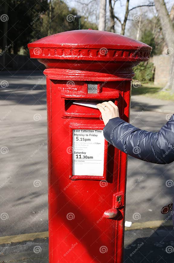 Traditional British Red Post Box Stock Image - Image of envelope ...