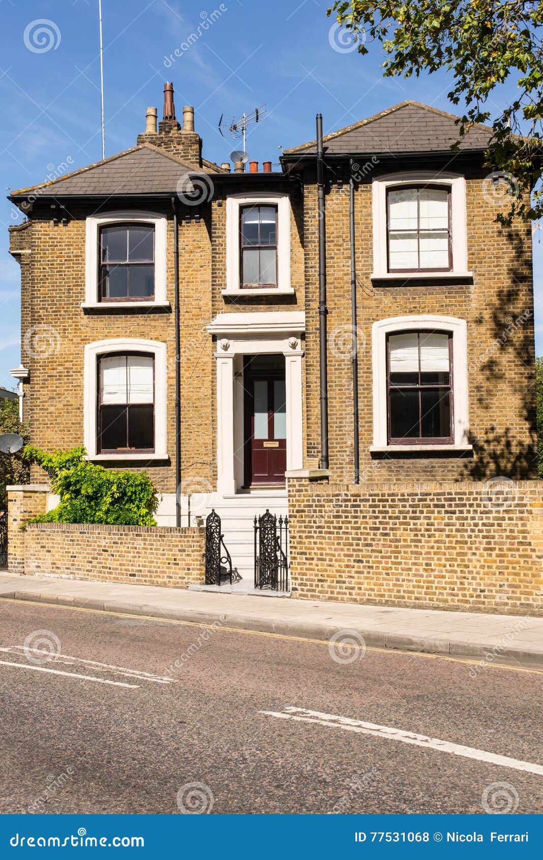 Traditional British Victorian Detached House Built in Bricks Wit Stock ...