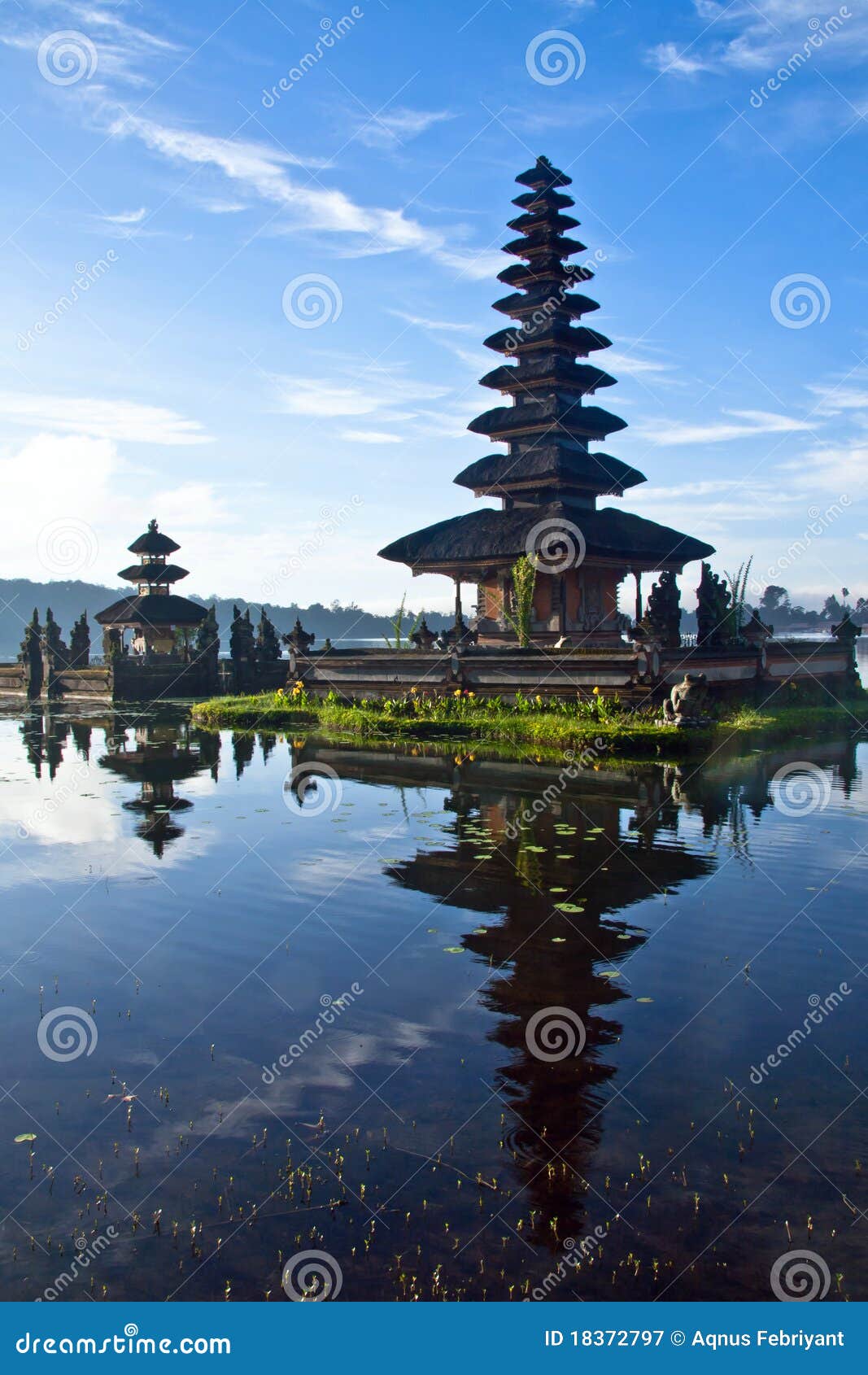 Traditional Building at Bali Stock Image - Image of indonesia, tourist ...