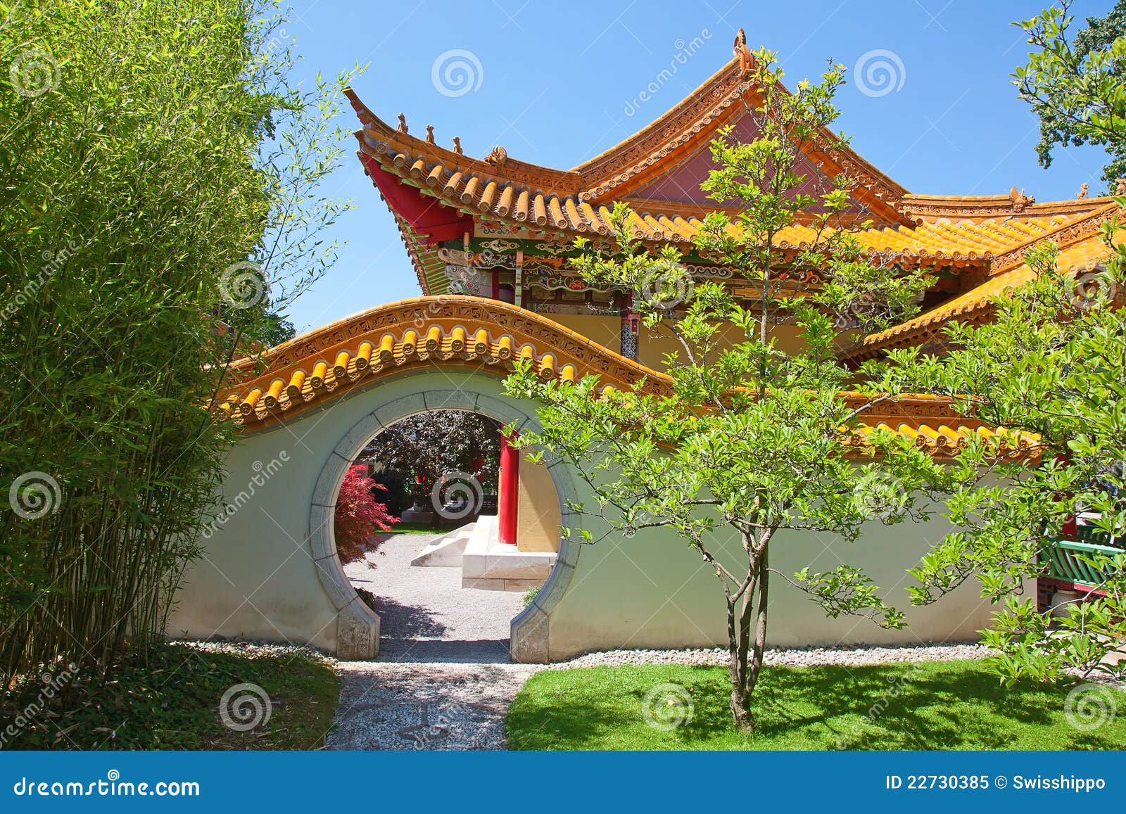 Traditional chinese garden stock image. Image of landmark - 22730385