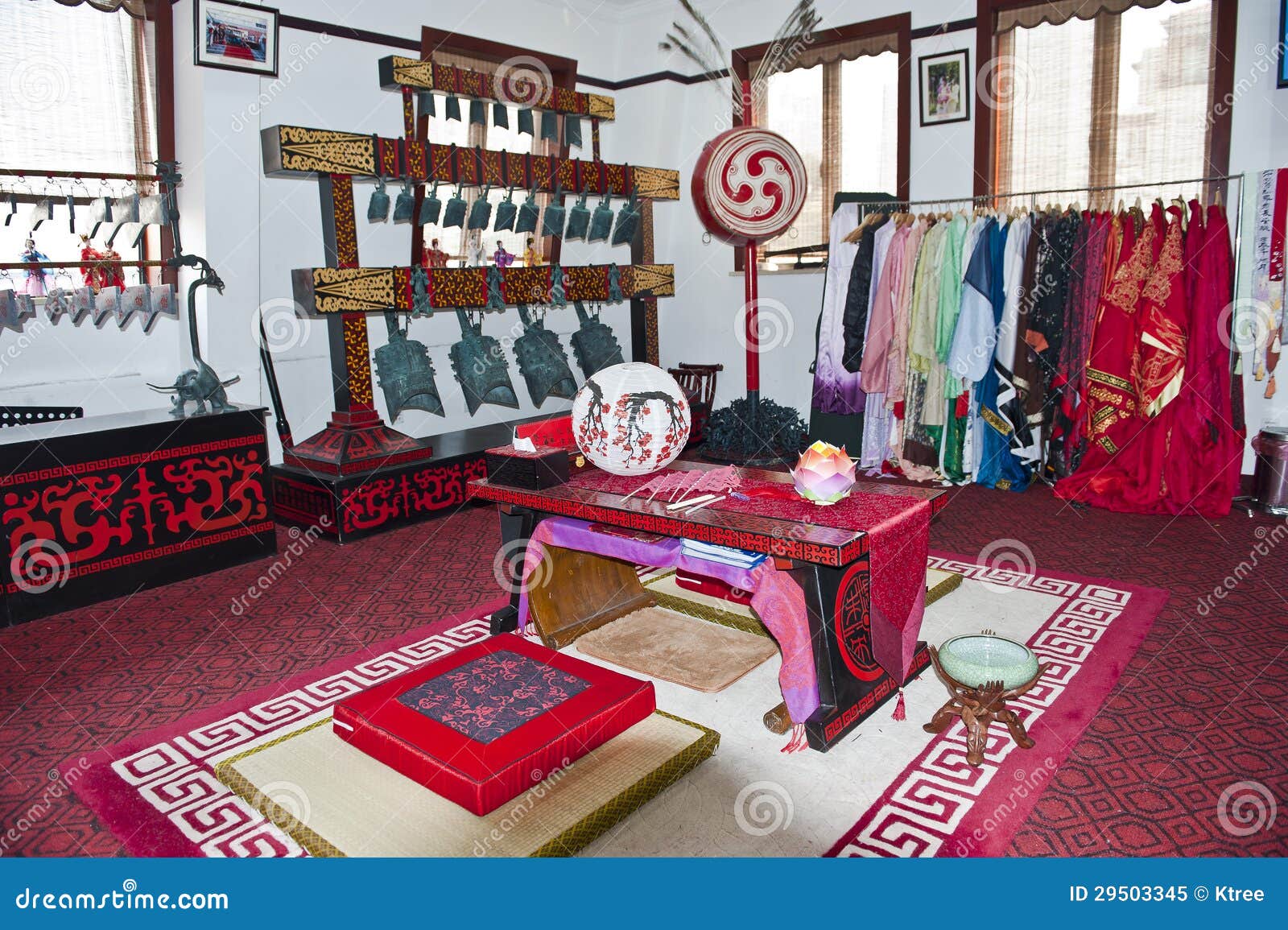 Traditional chinese room stock image. Image of asia, costume - 29503345