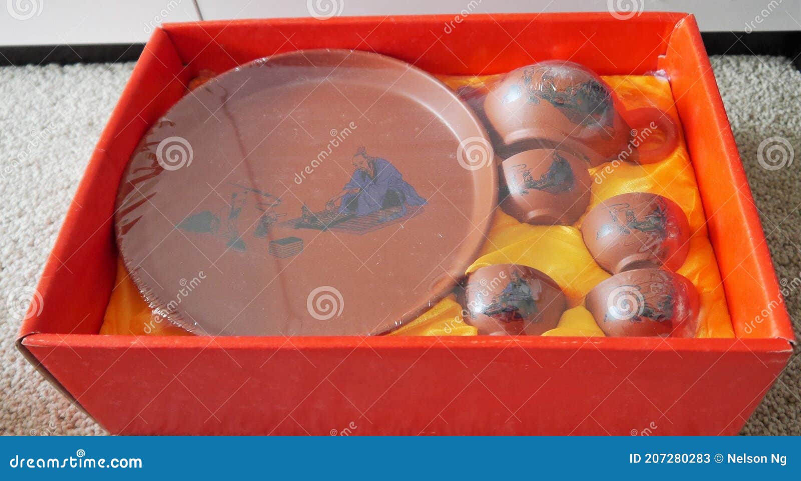 Traditional Chinese Tea Pot Set Stock Image - Image of medicine, drink ...