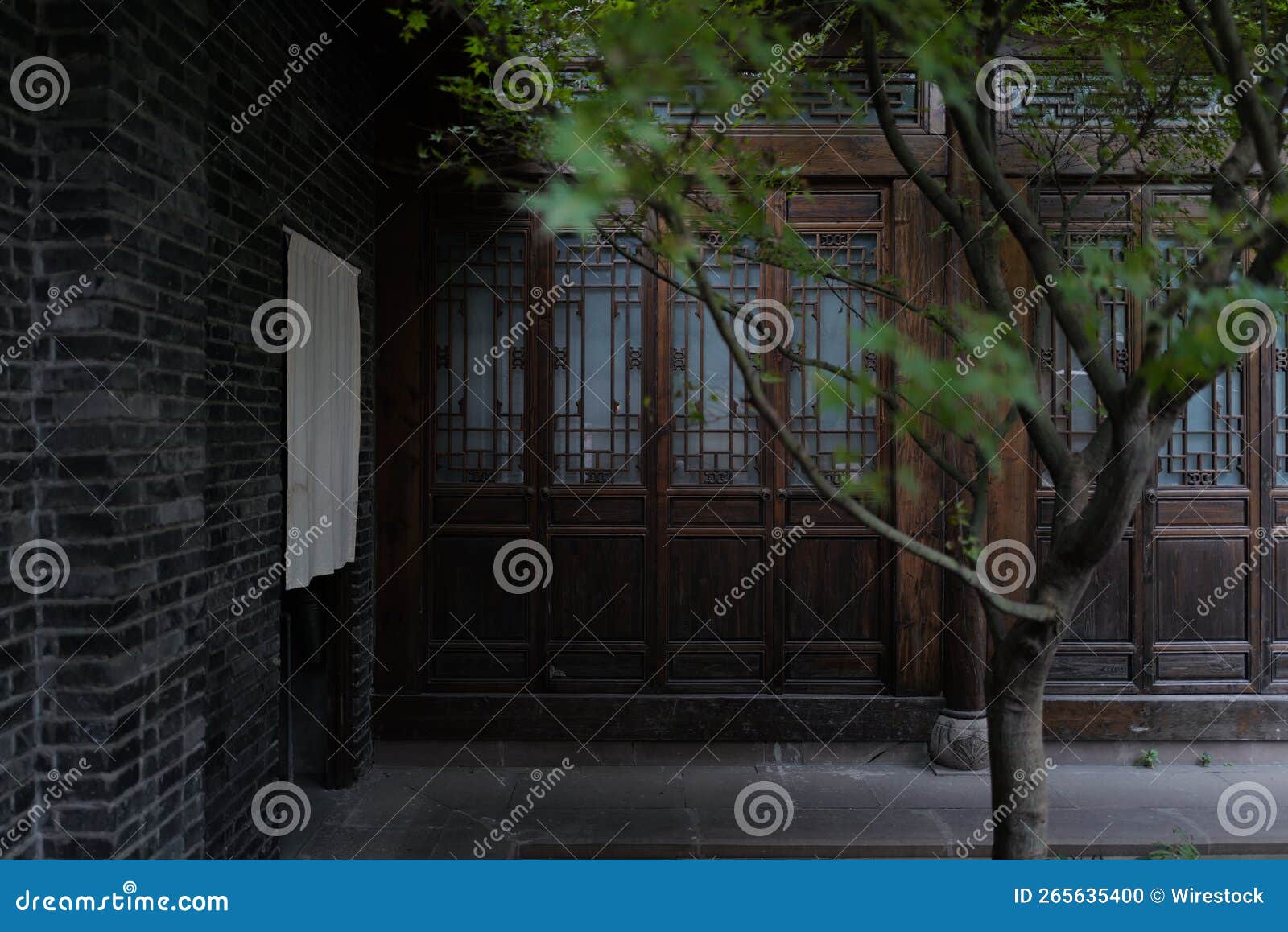 Traditional Chinese Yard with a Tree Stock Photo - Image of building ...