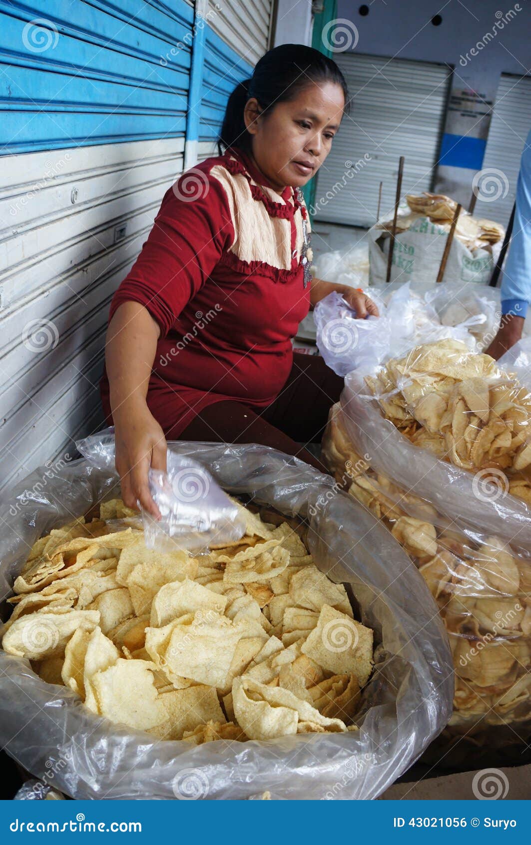 Traditional chips editorial photo. Image of dish, chips - 43021056