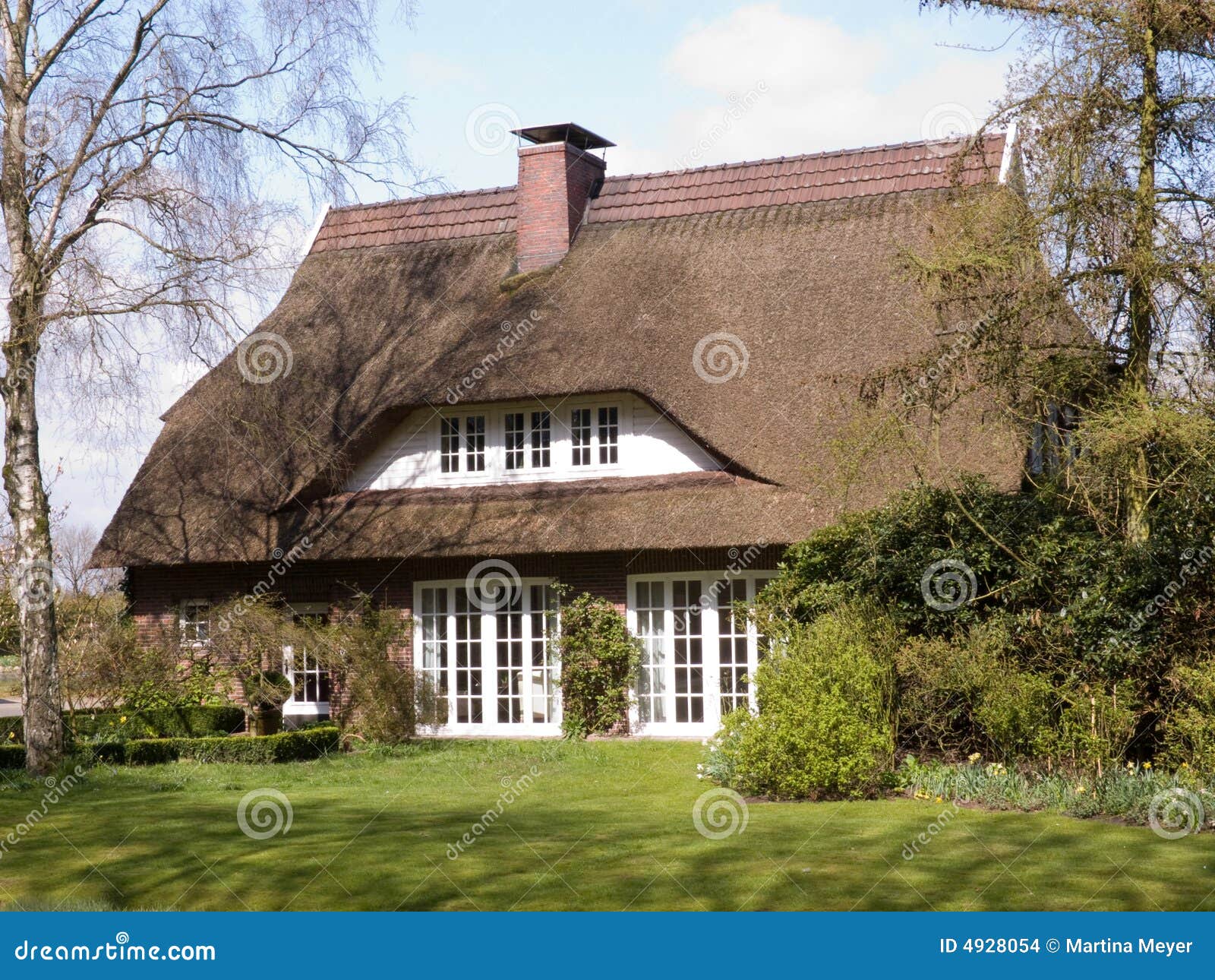 Traditional Cottage Stock Photo | CartoonDealer.com #3563550