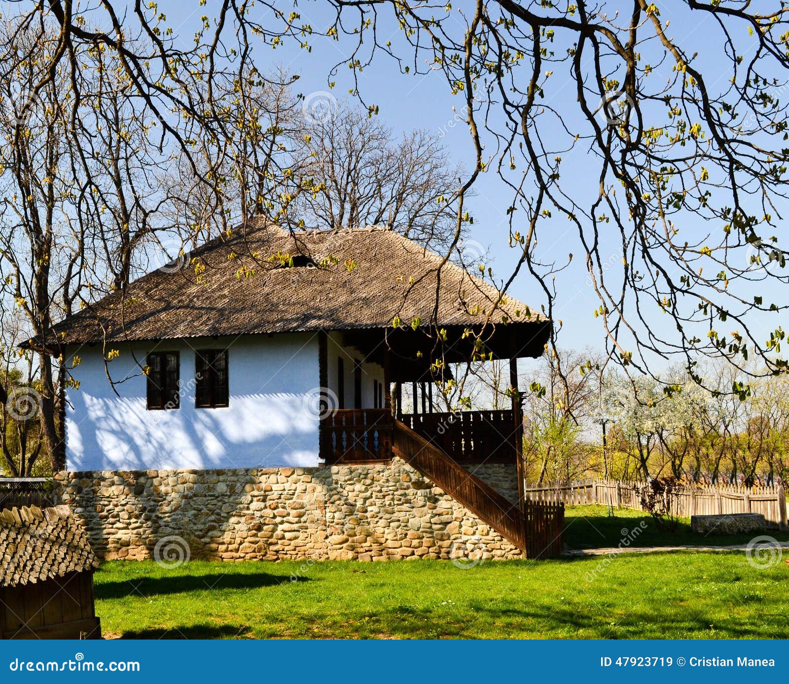 Traditional Country Cottage 2 Stock Image - Image of charming, home ...