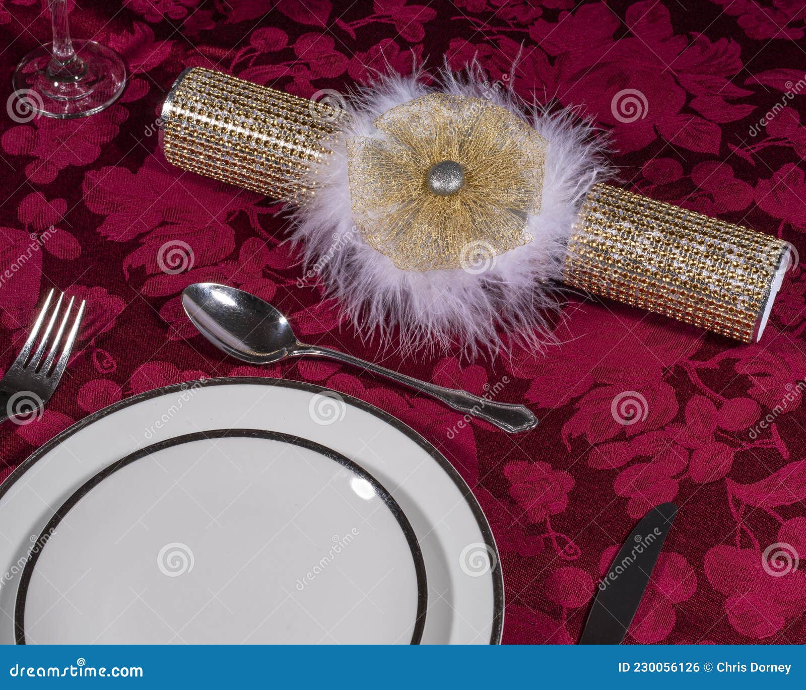 Traditional Cracker and Table Setting Stock Photo - Image of glitzy ...