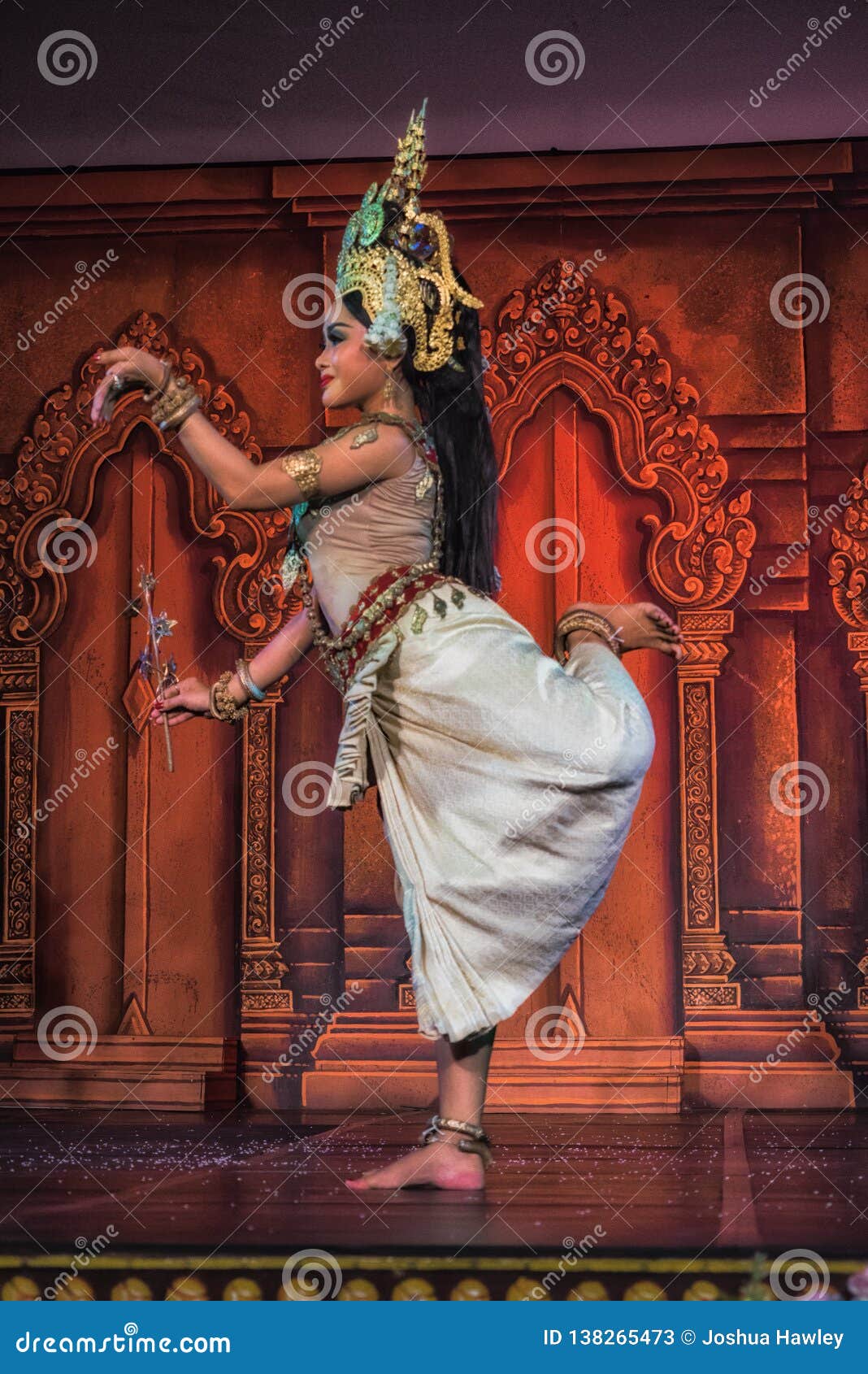 Traditional Dance in Cambodia Editorial Stock Photo - Image of beauty ...