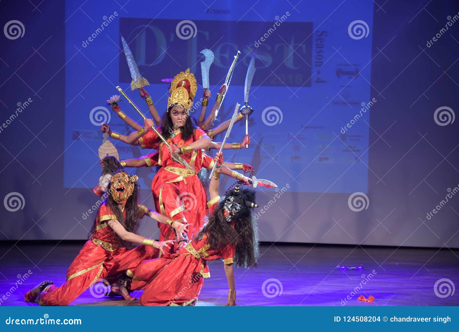 Traditional dance editorial stock image. Image of dance - 124508204