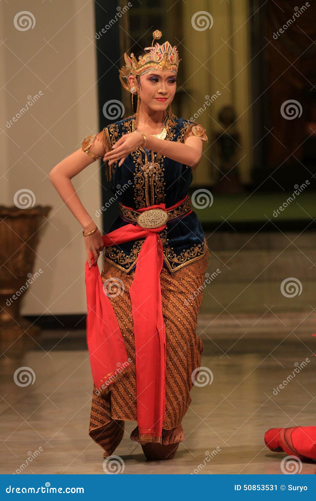 Traditional dance editorial photo. Image of fashion, java - 50853531