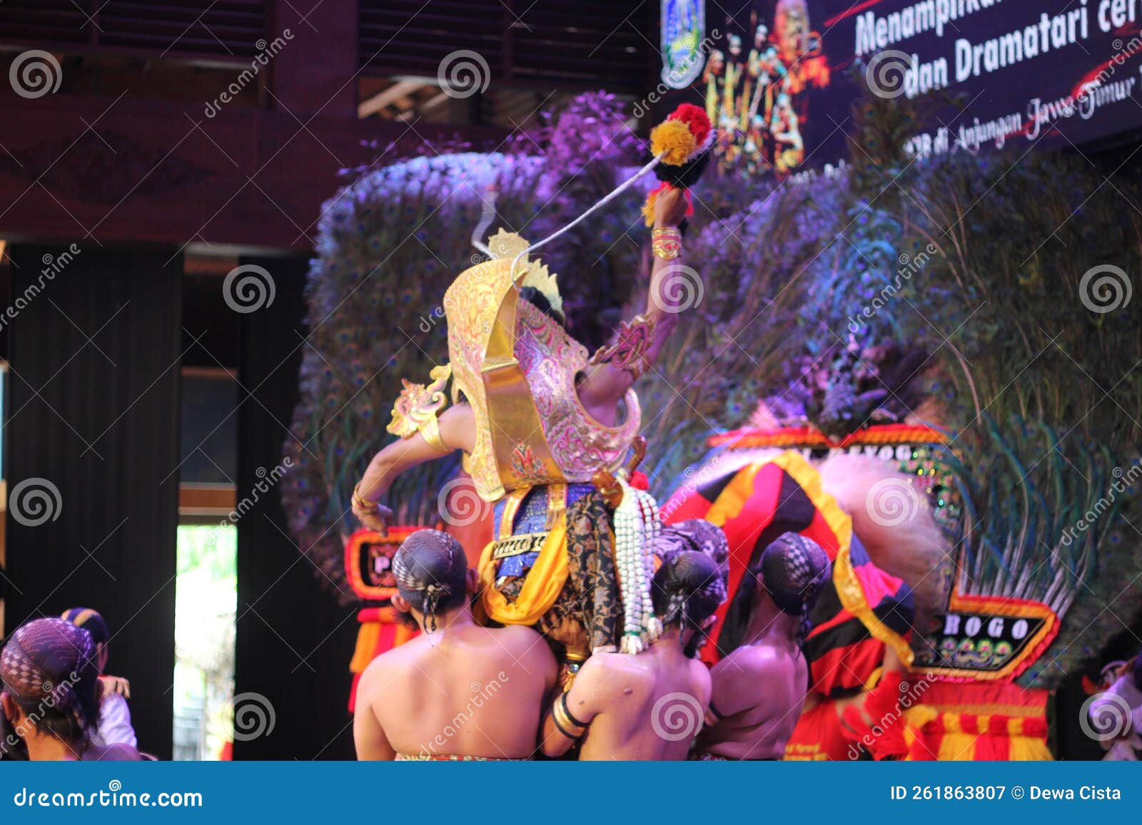 Traditional Dance of Reog Ponorogo Editorial Photography - Image of ...