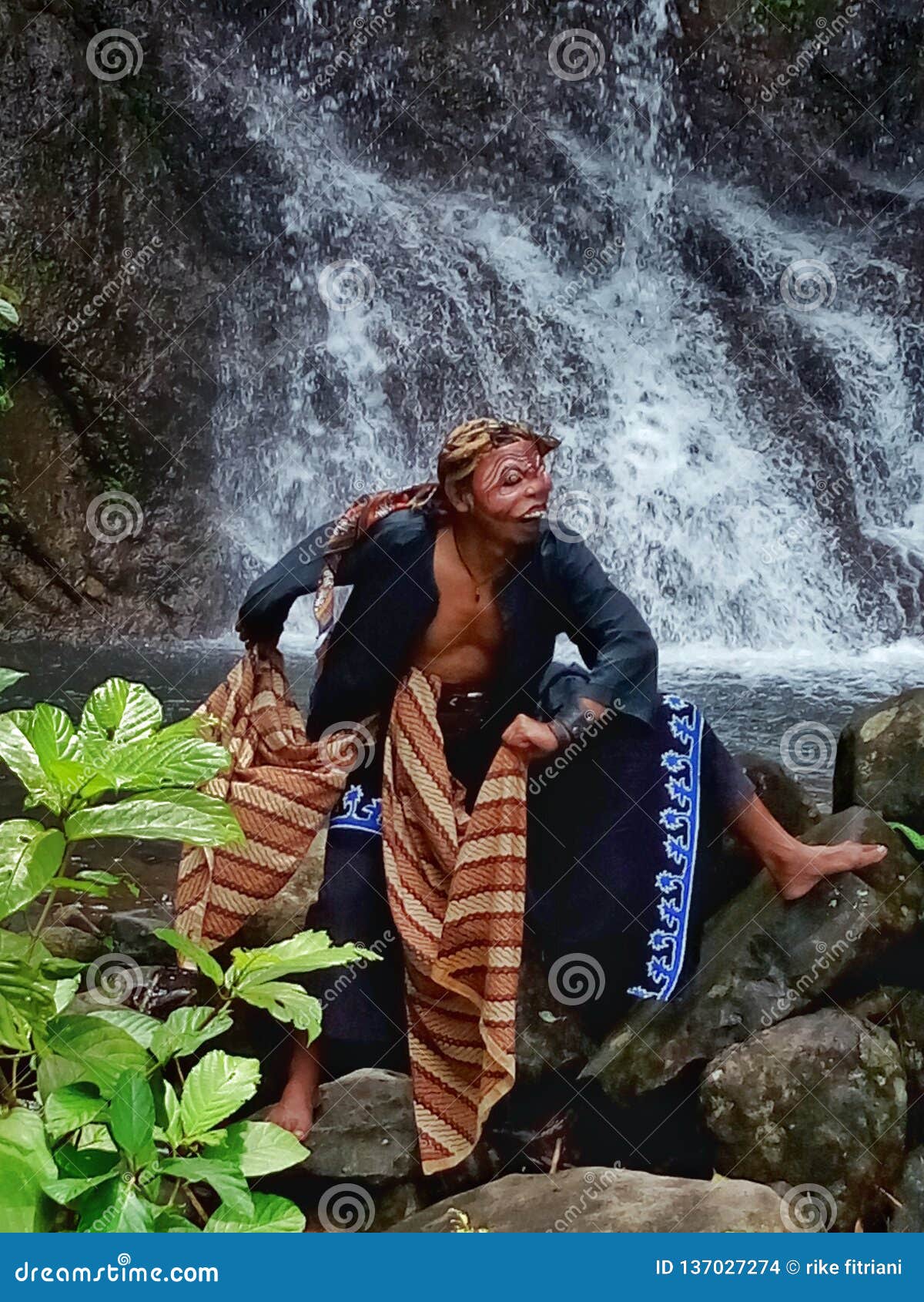 Traditional Dance & X22; Tari Topeng& X22; Stock Photo - Image of dance ...