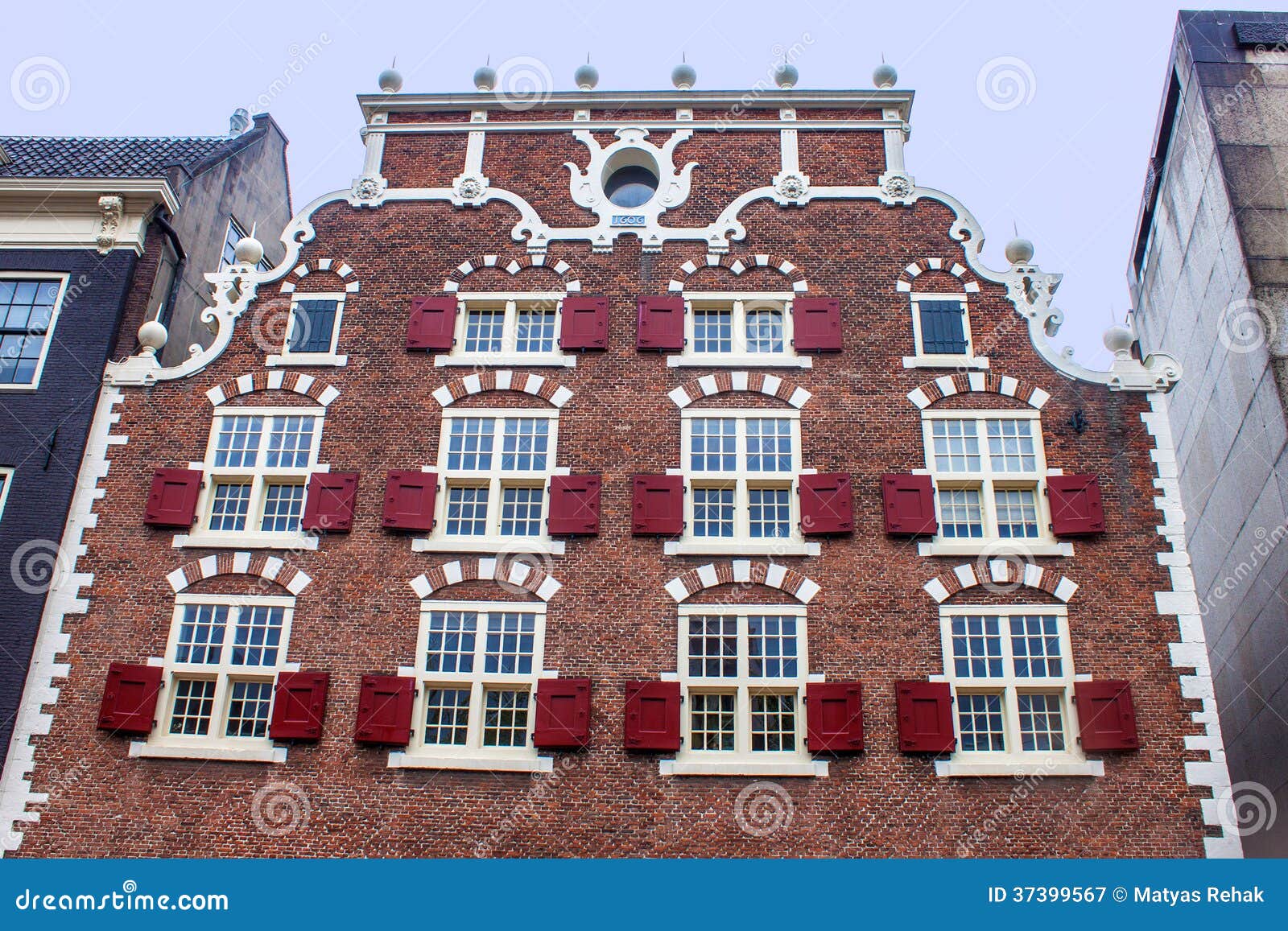 Traditional dutch building stock image. Image of netherlands - 37399567