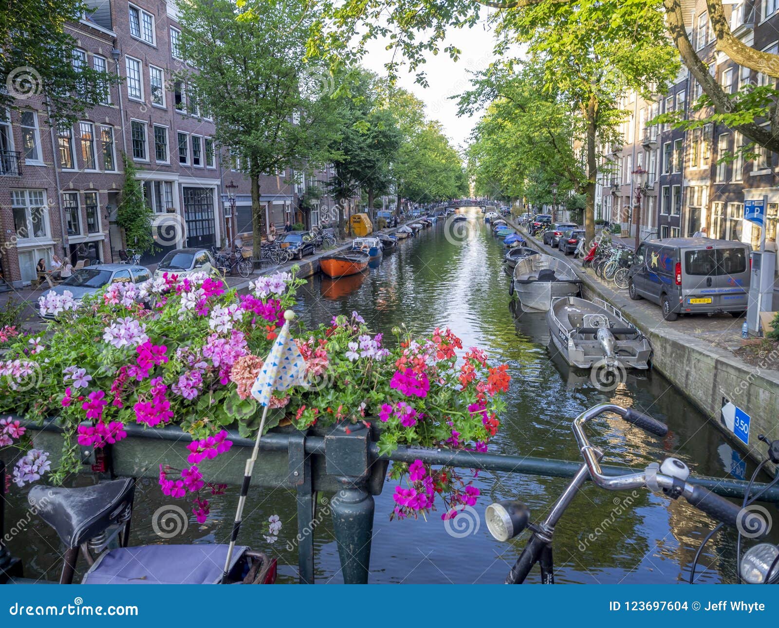 Traditional Dutch Canal Buildings Editorial Stock Image - Image of city ... Traditional Dutch Canal Buildings Editorial Stock Image - Image of city ...