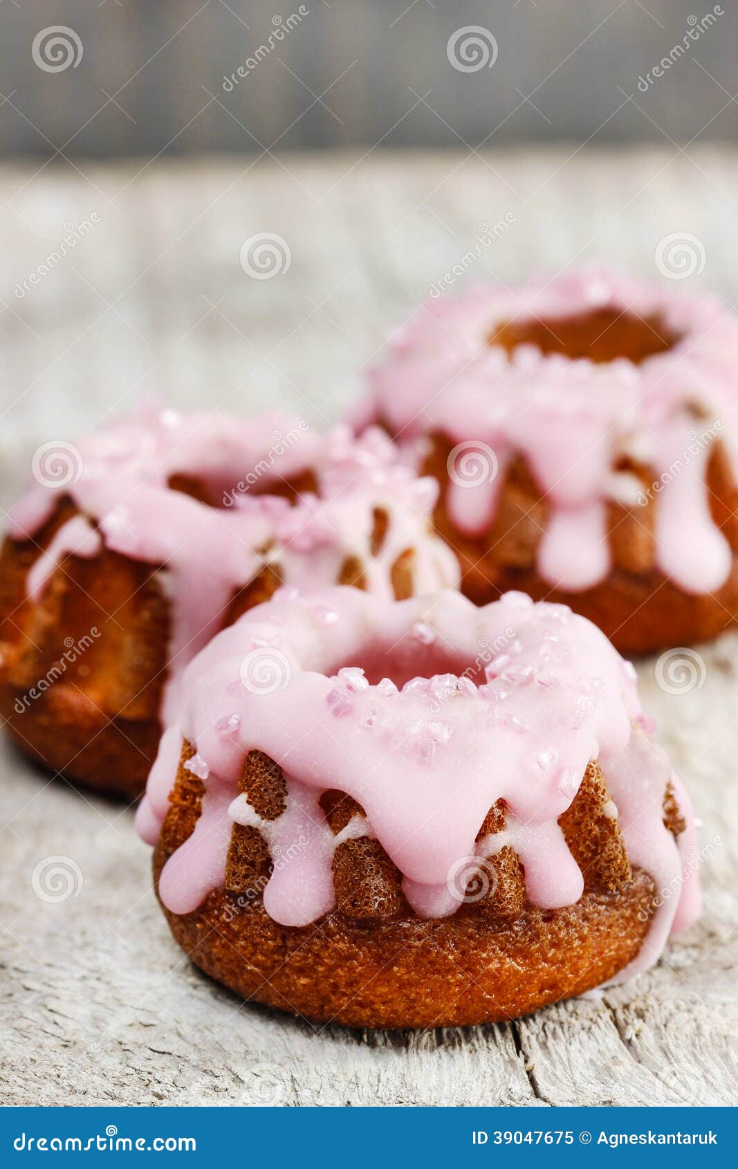 Traditional Easter Yeast Cake Stock Image - Image of colorful, march ...