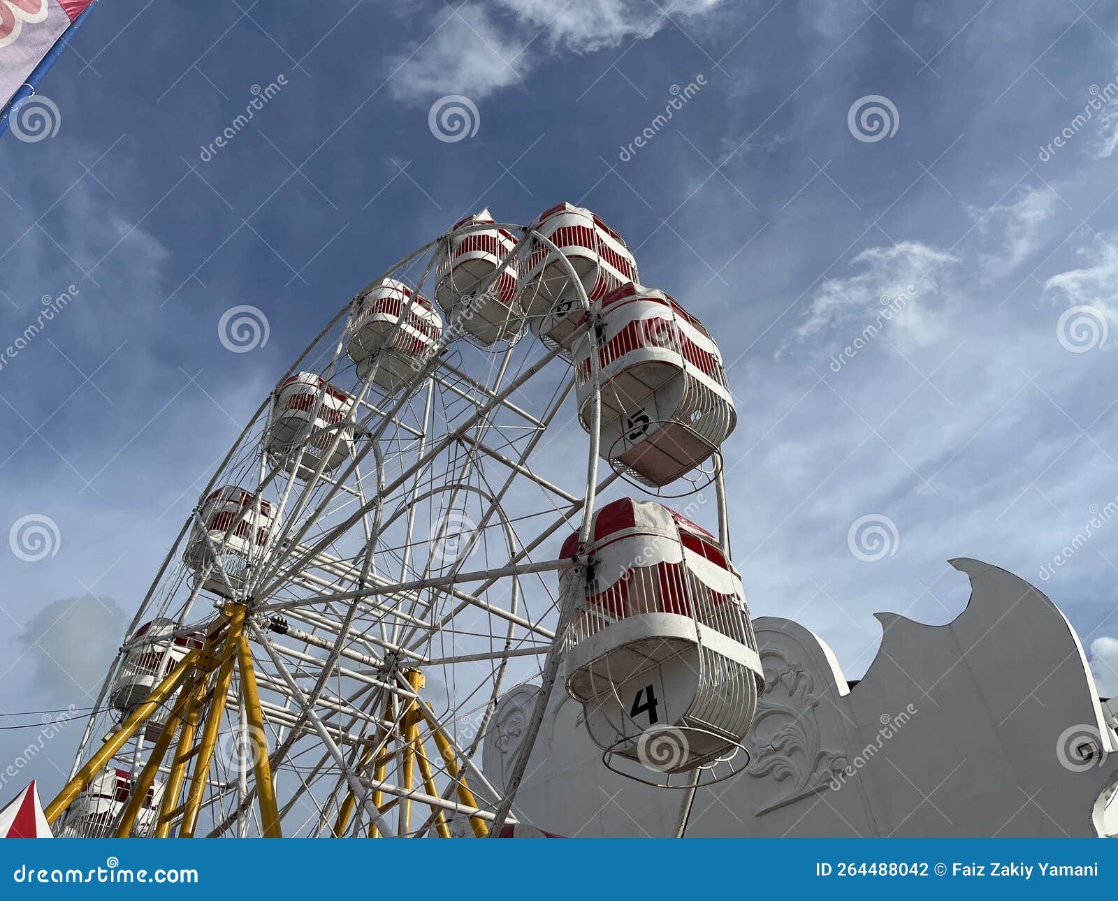 Traditional Empty Ferris Wheel in a Carnival Stock Photo - Image of ...