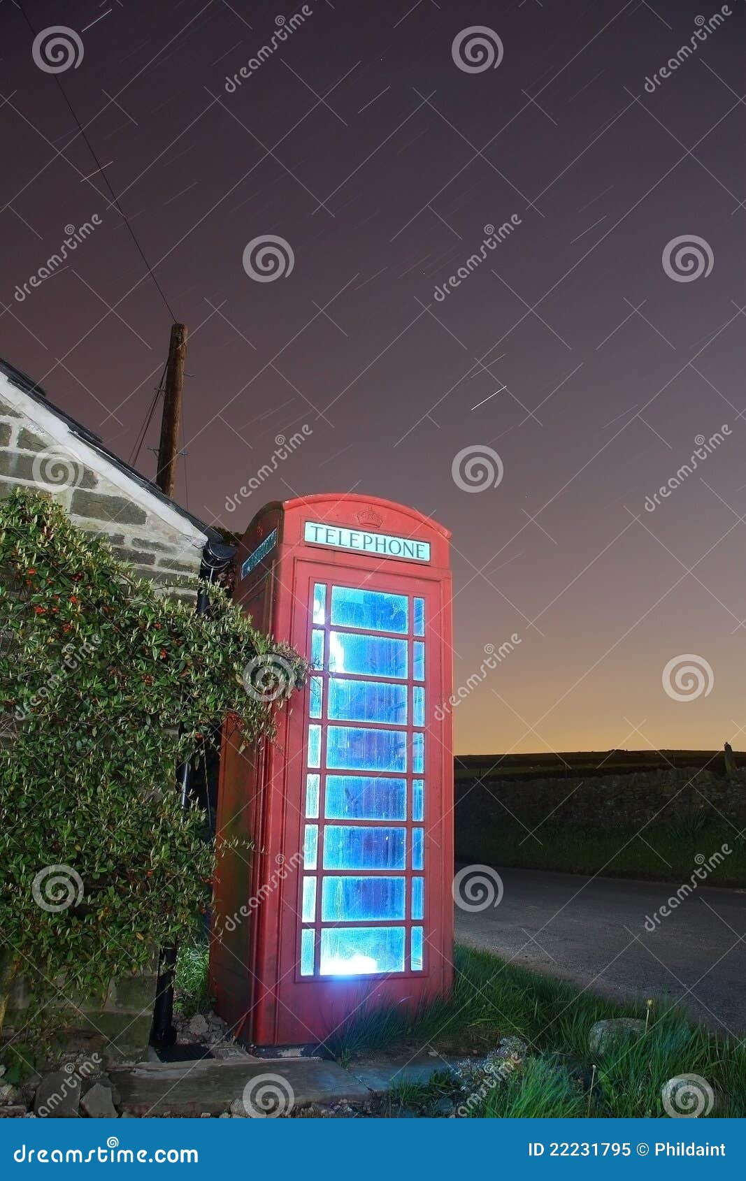 Traditional English Phonebox at Night Stock Image - Image of phonebox ...