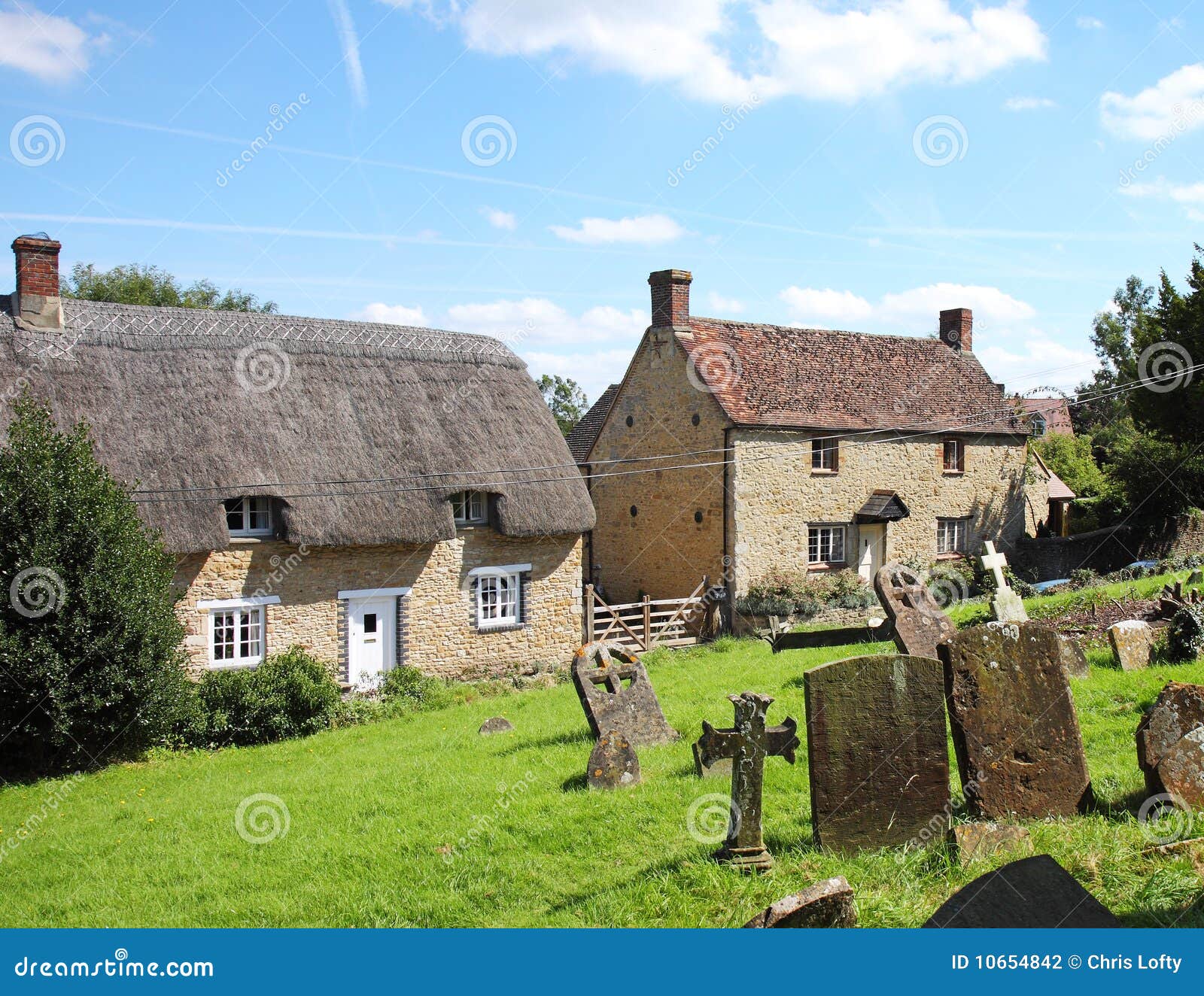 Traditional English Village Cottage Stock Photo - Image of traditional ...