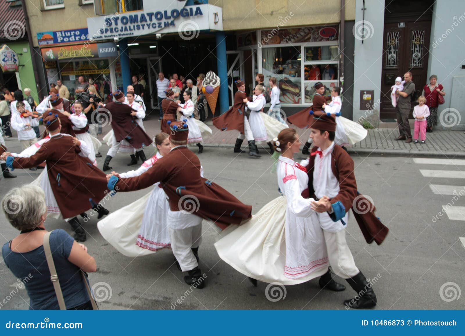 Traditional folk dance editorial stock photo. Image of face - 10486873