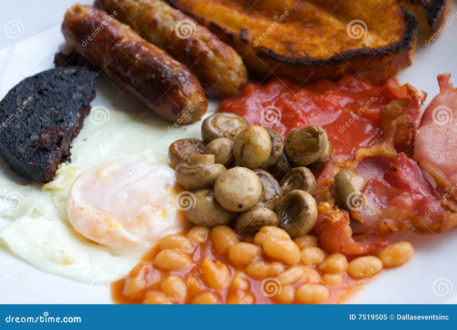 Traditional Full English Breakfast Stock Image - Image of full, baked ...