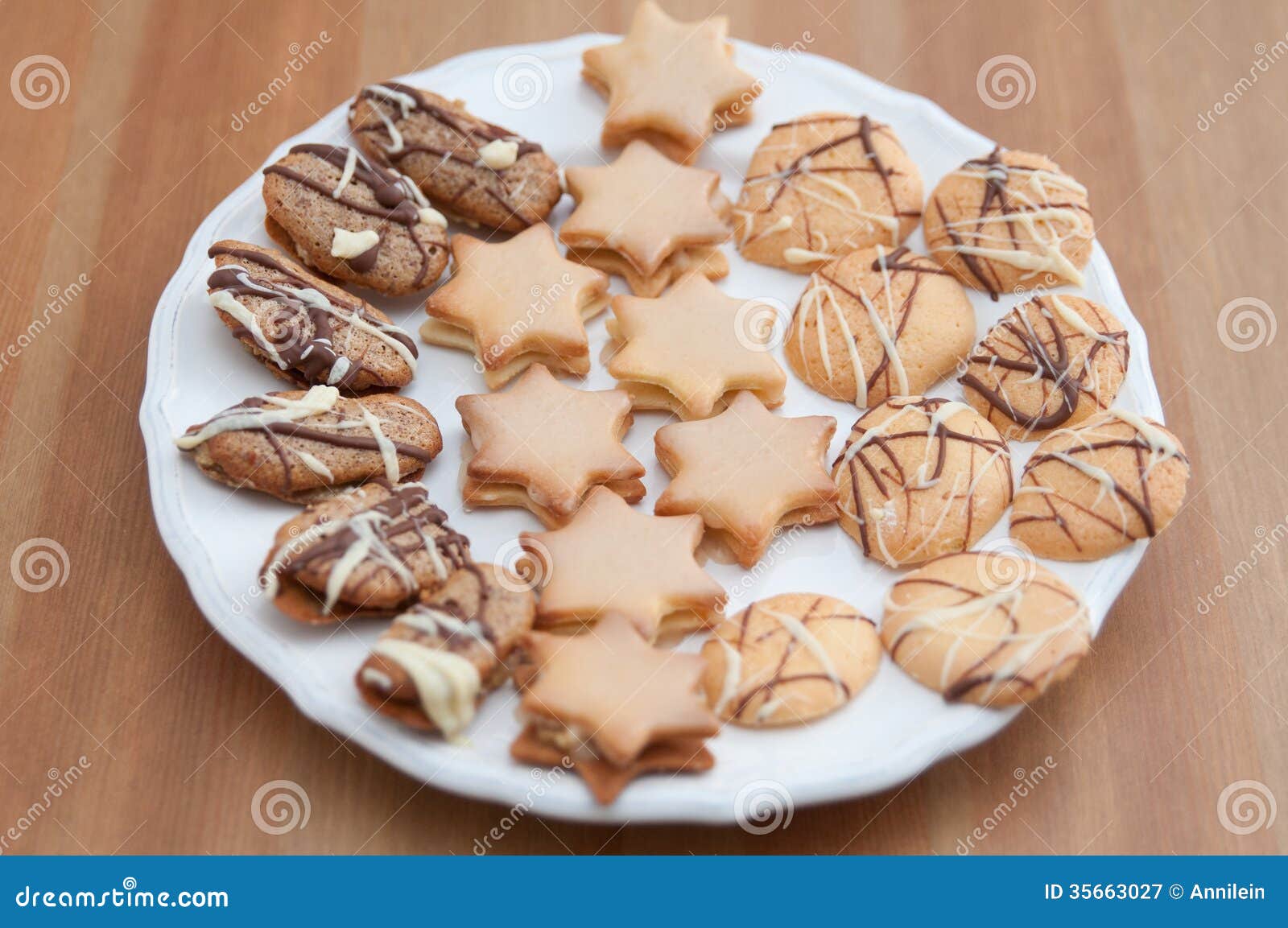 Traditional German Christmas Cookies Stock Image - Image of beautiful ...