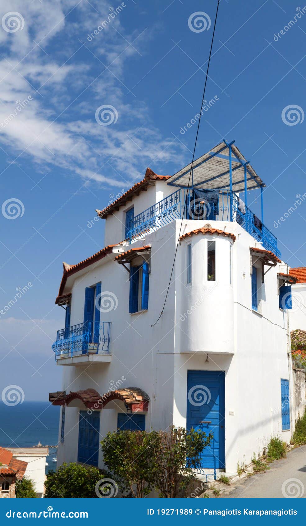 Traditional Greek house stock image. Image of building - 19271989